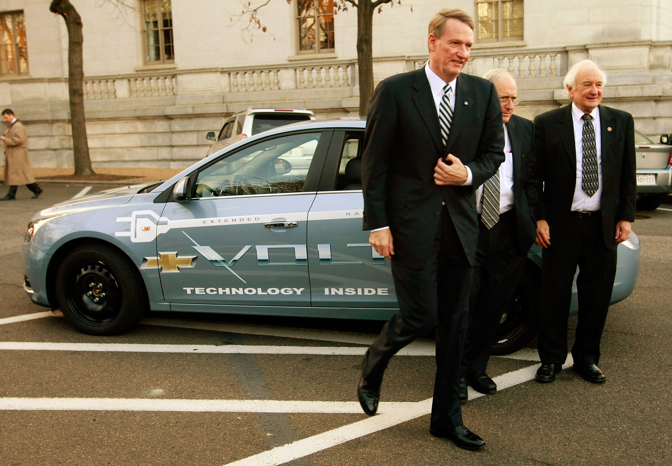 Ford’s Escape Hybrid was briefly every politician’s favorite car ...