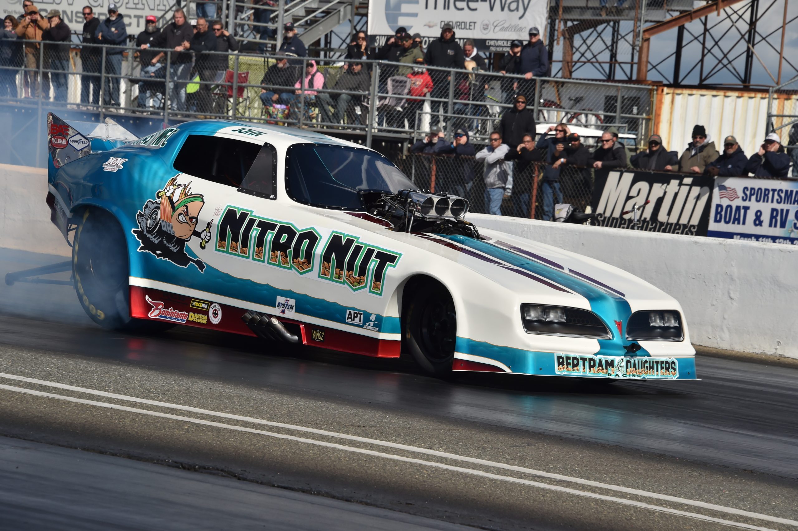 Nitro nostalgia thrills at Famoso’s March Meet - Hagerty Media