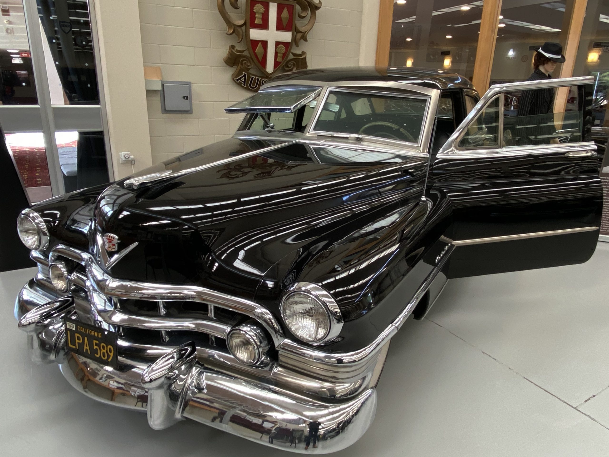 When L.A.’s most notorious gangster built a bulletproof Cadillac ...