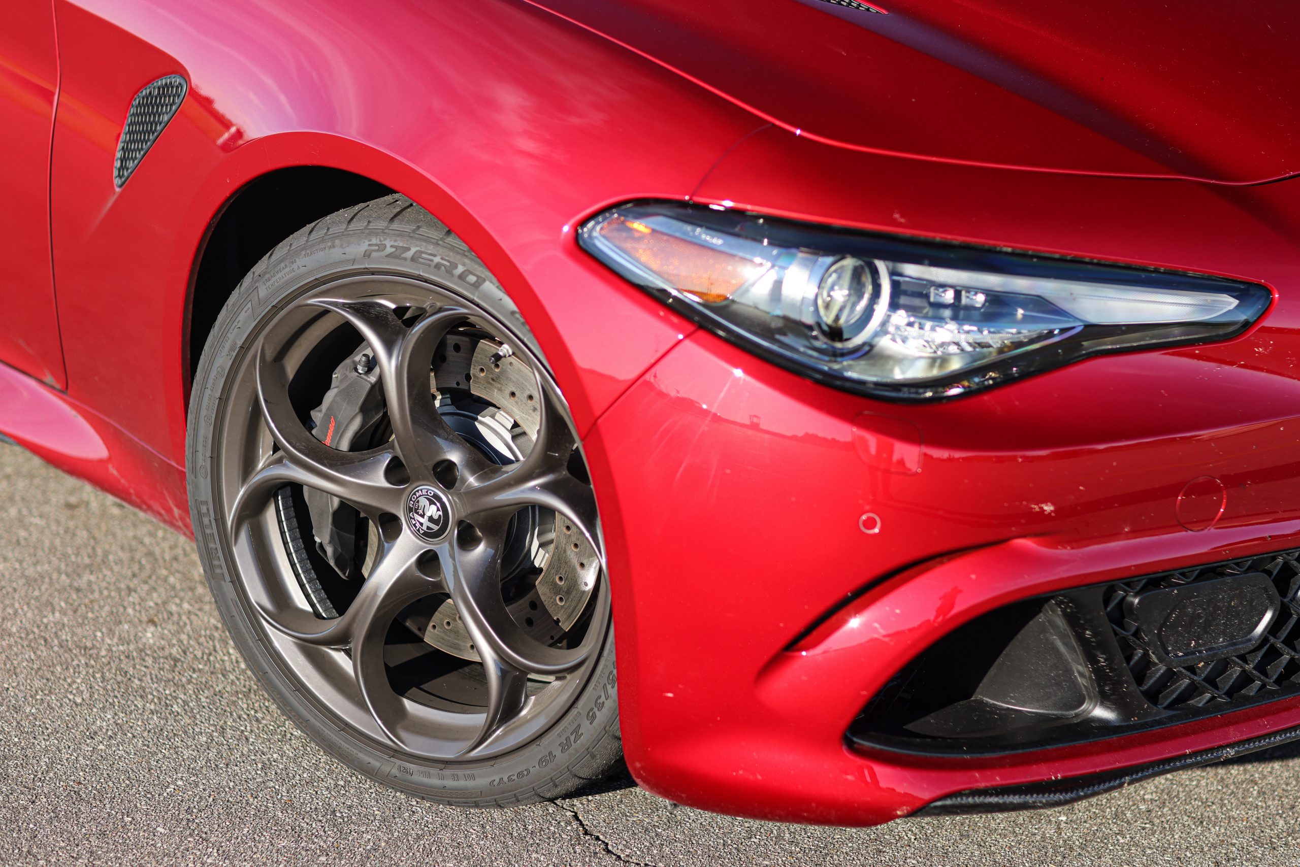 Track Review: 2022 Alfa Romeo Giulia Quadrifoglio has still got it ...