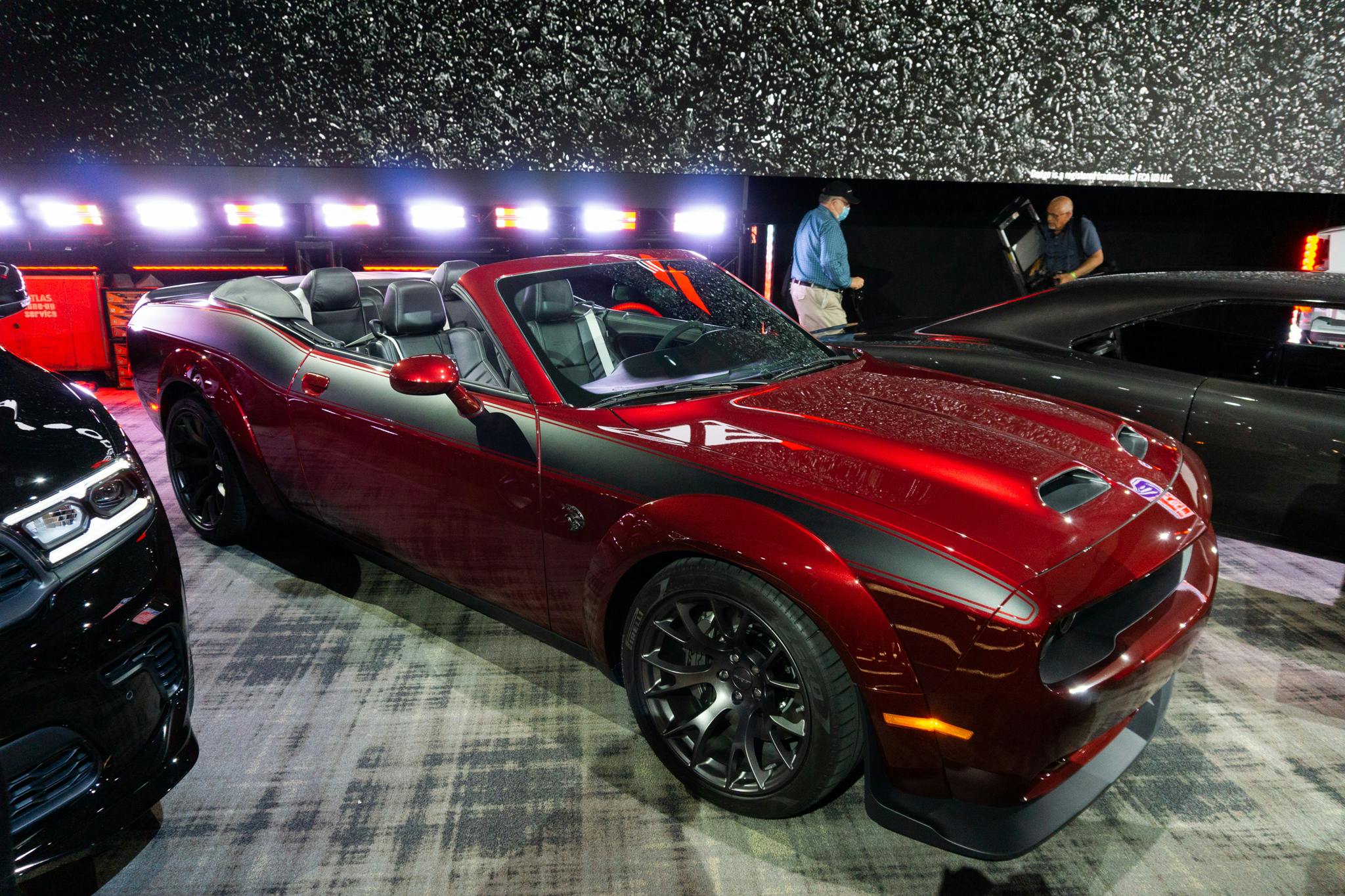 Droptop Challenger Hellcat, more 6.2-liter Durangos for Hemi's final ...