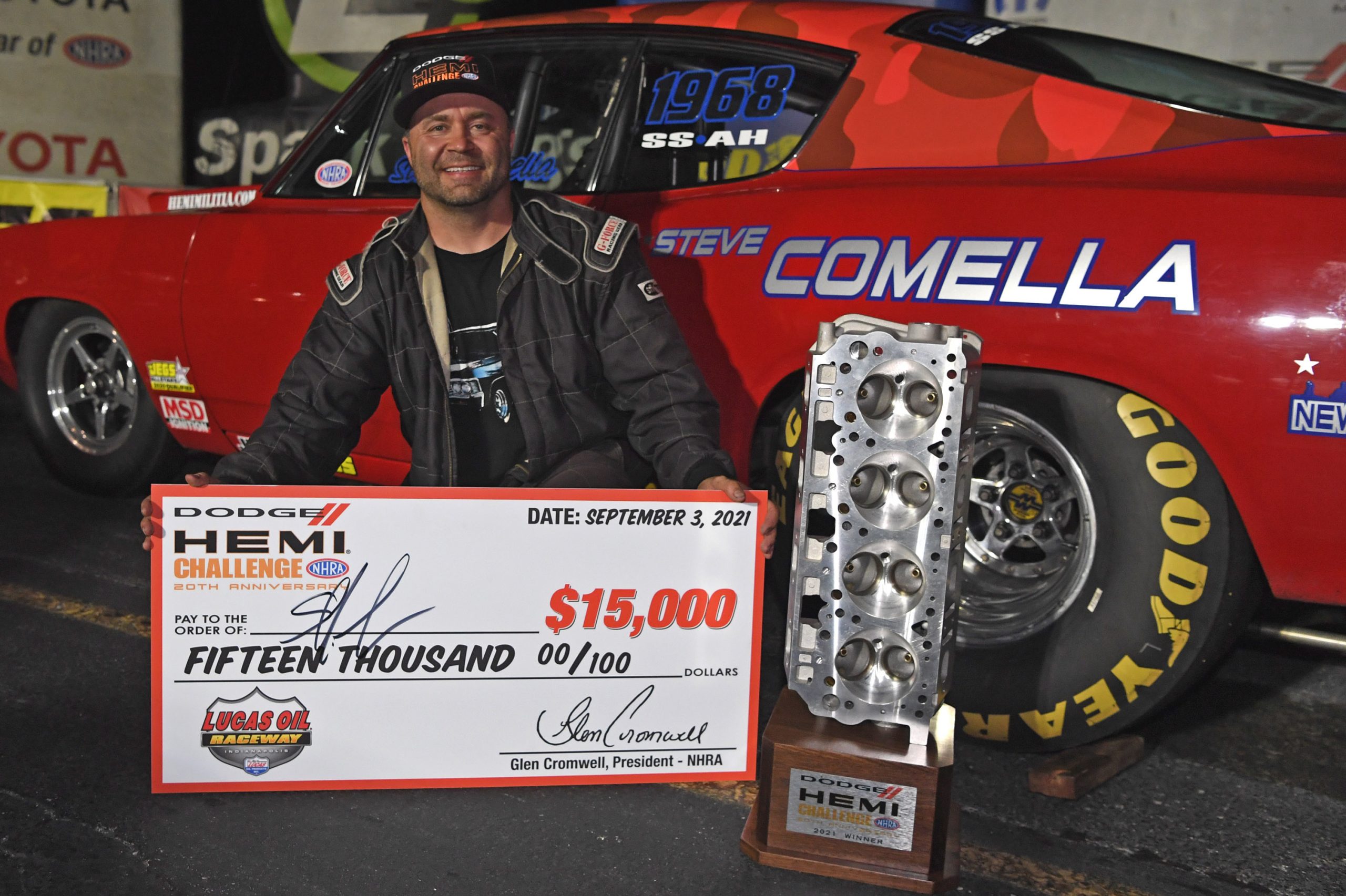Tesla owners on hunger strike, old-school Hemi drag racers return to ...