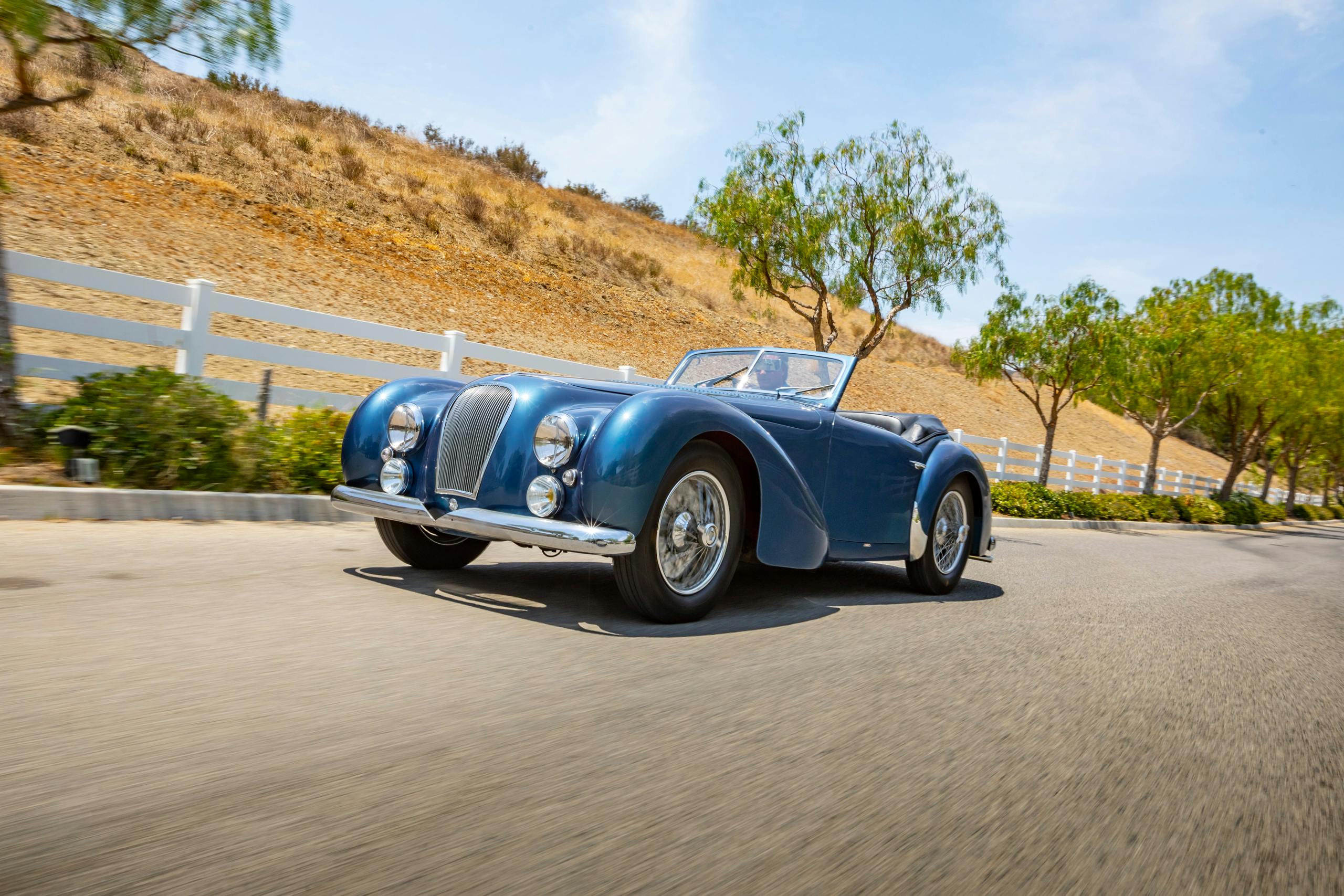 Meet the all-out French automaker that died defying WWII - Hagerty Media