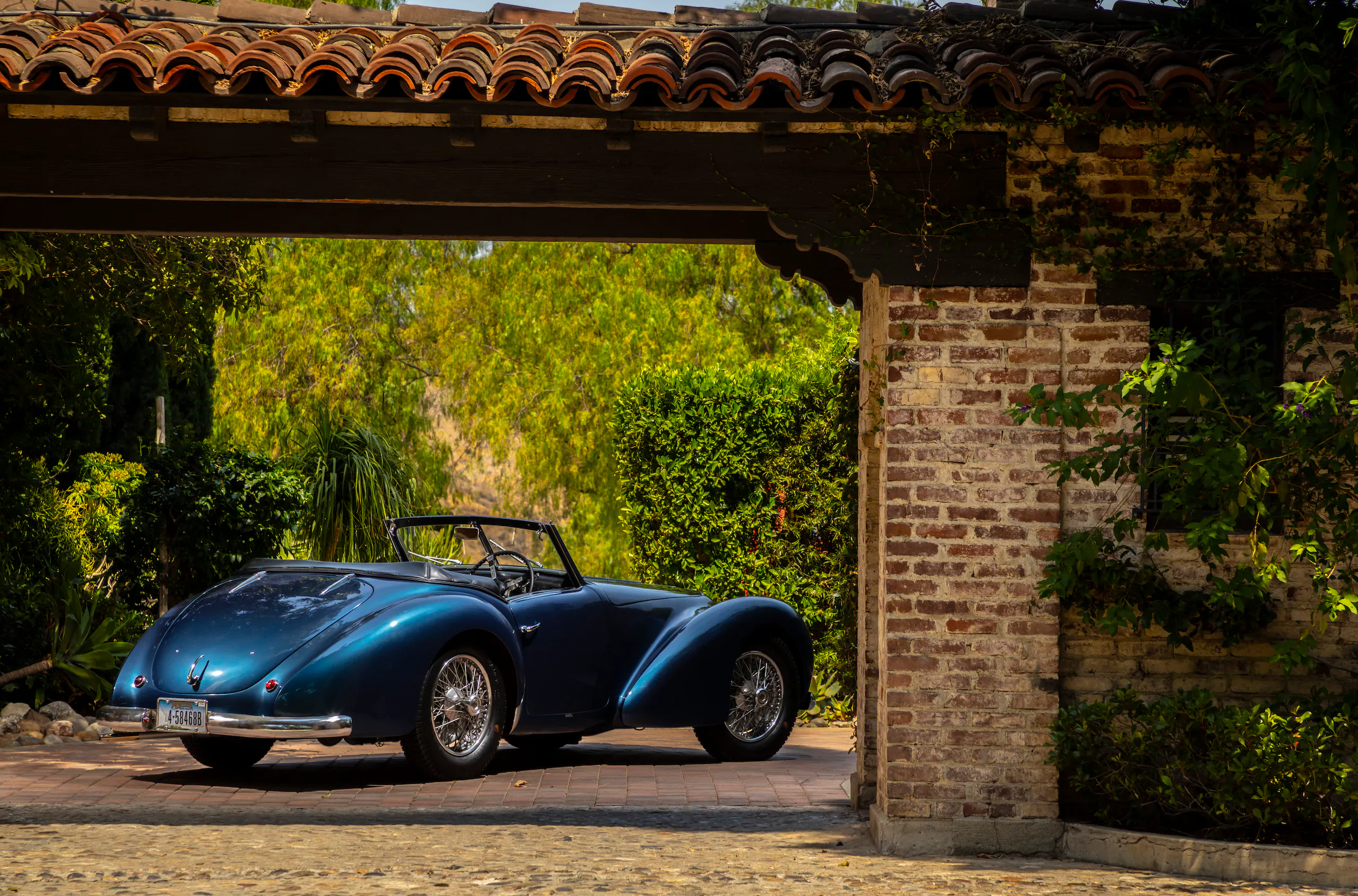Meet the all-out French automaker that died defying WWII - Hagerty Media