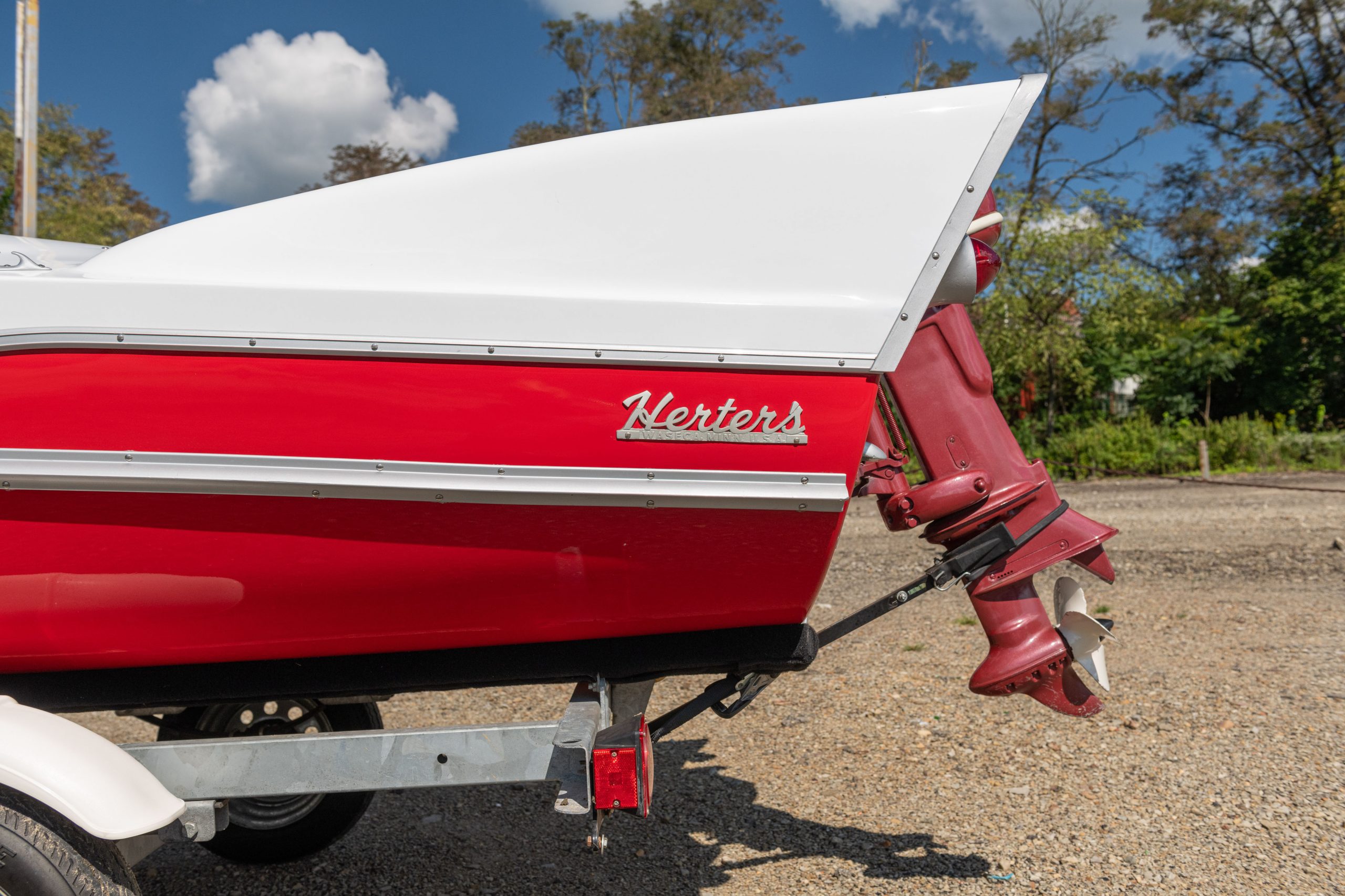 Plymouth Fury and Herters boat combo is a fintastic auction find ...