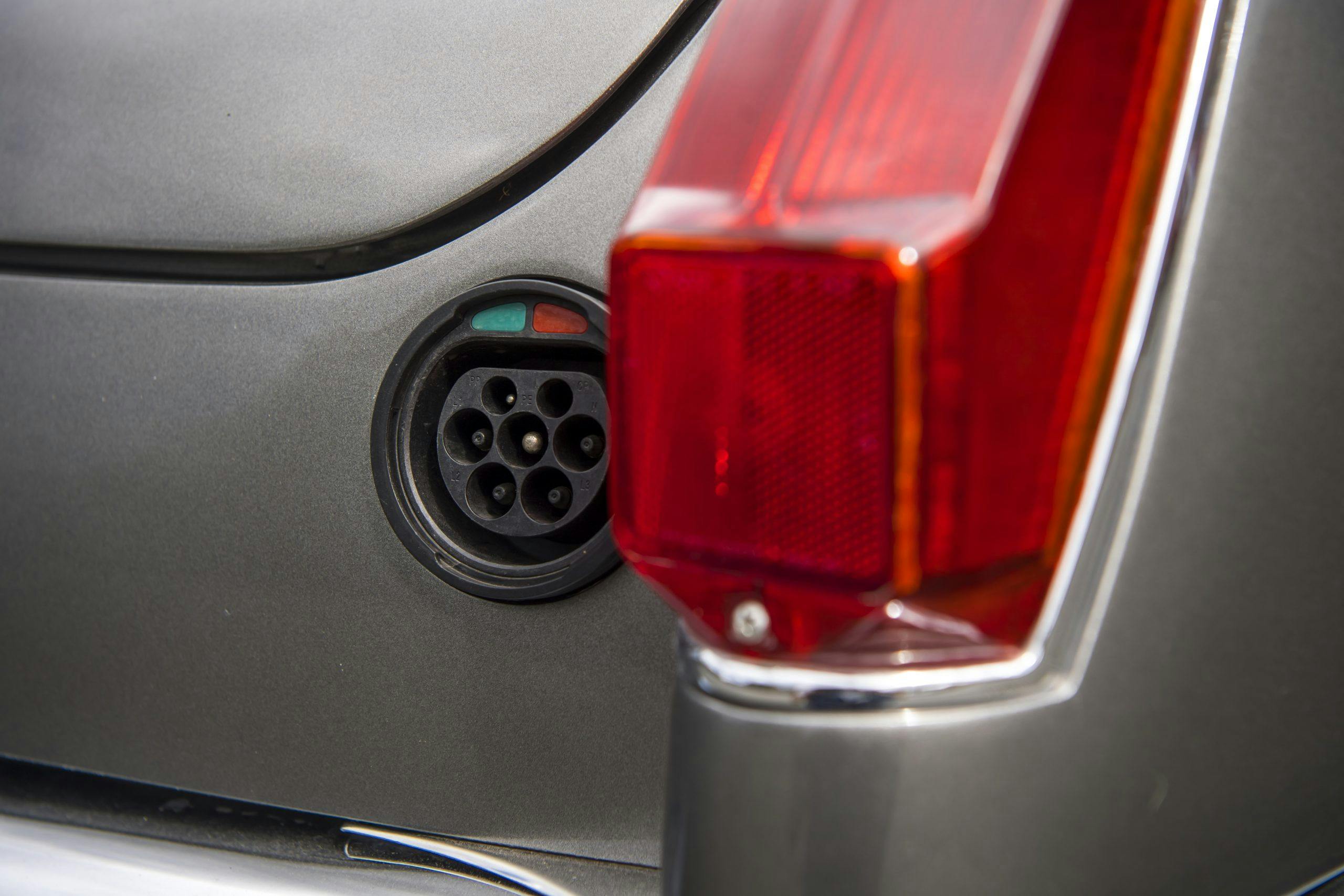 Driving an electric MGB roadster is a breath of fresh air - Hagerty Media