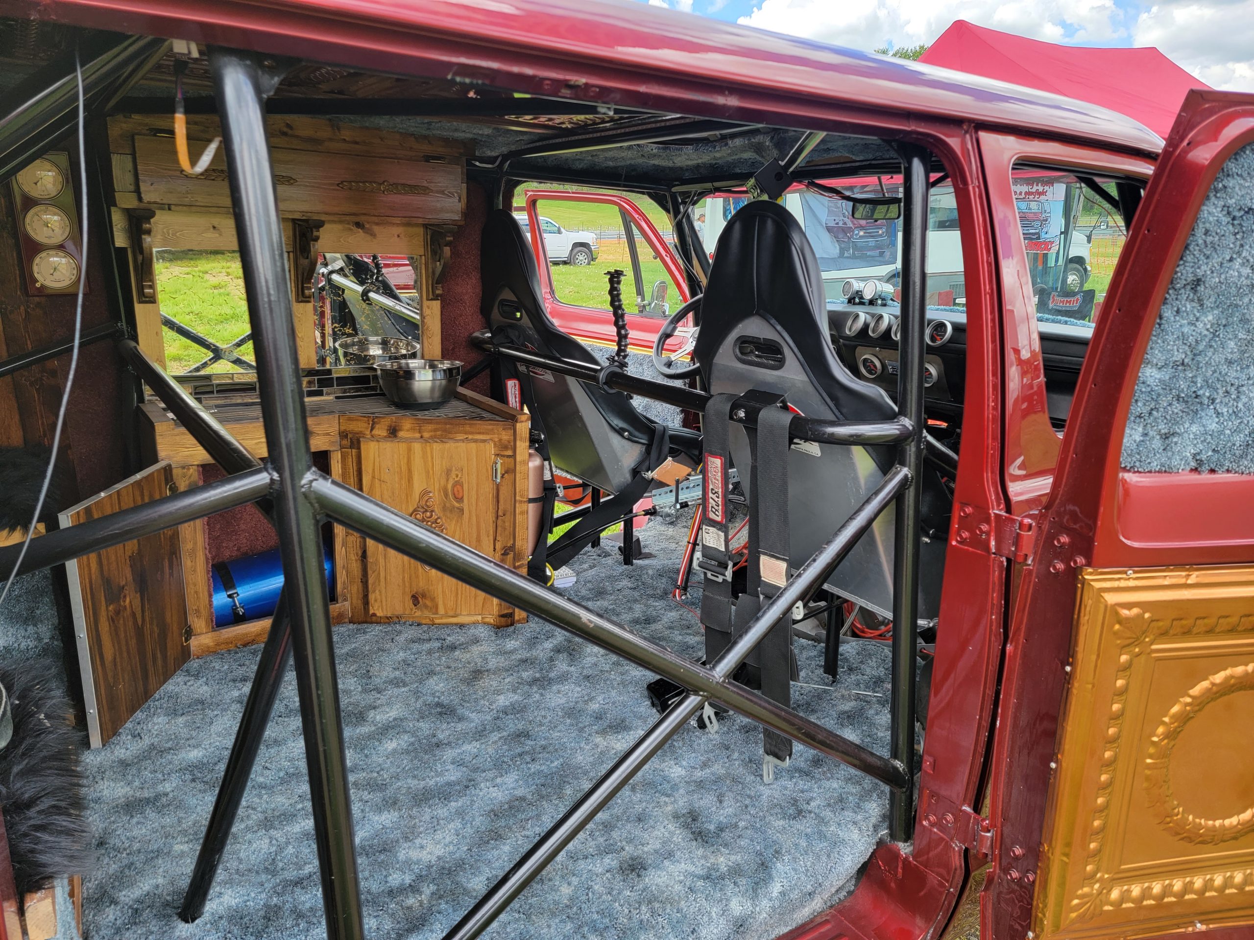 Ten-Second Tradesman: All-in-one race car, tow rig, and camper van ...