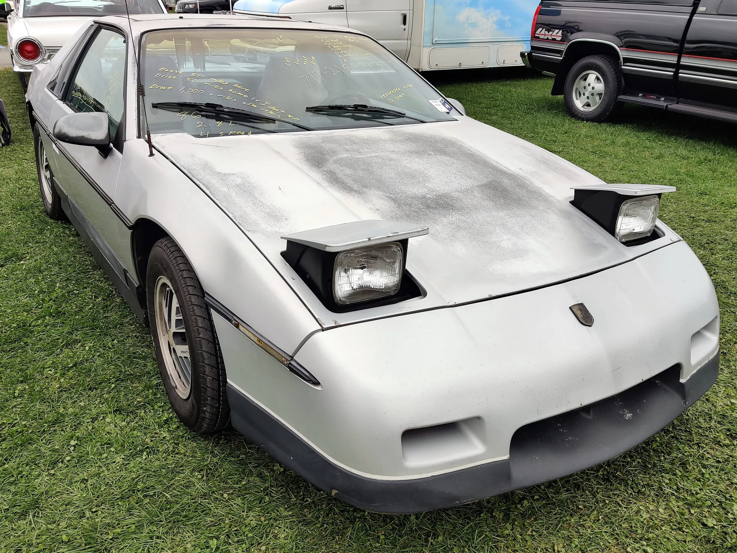 The shadow of Swap Meets past lingered at Fall Carlisle 2022 - Hagerty ...