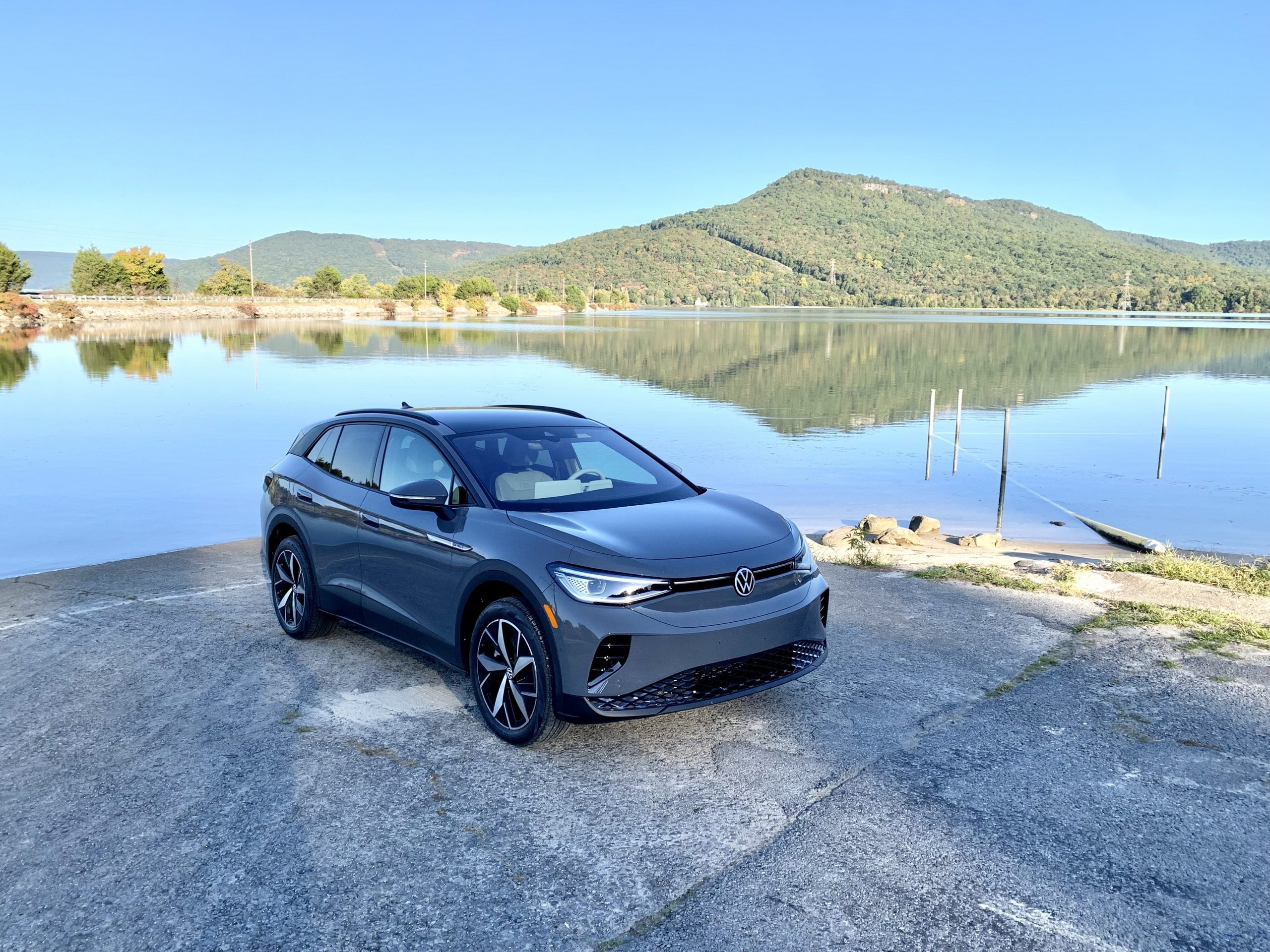 Review: 2023 Volkswagen ID.4 AWD Pro S - Hagerty Media