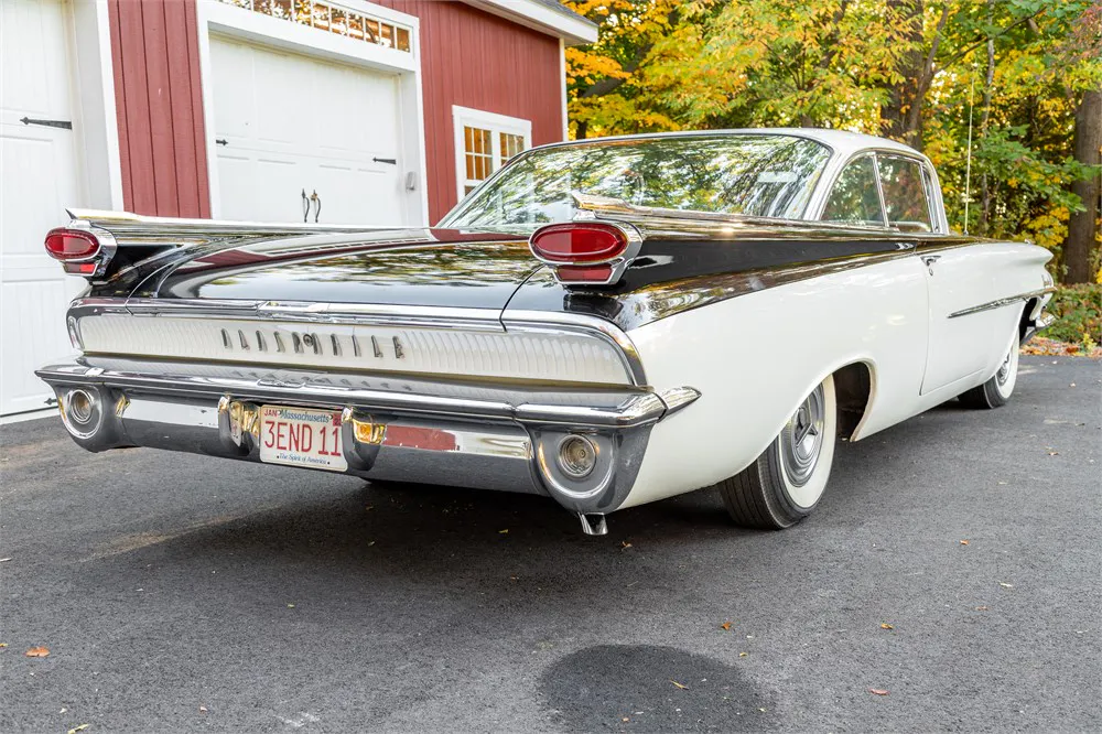 ’59 Olds shows even attainable tail-fin cars can hold their value ...