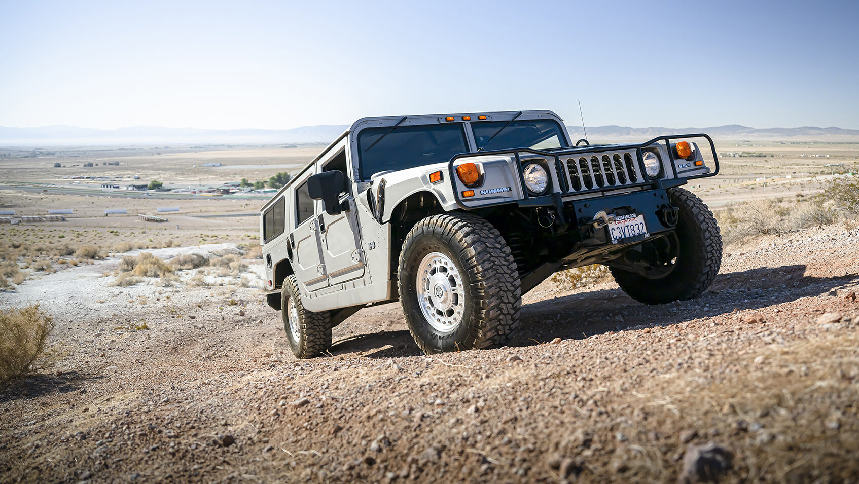 2023 Bull Market Pick: 1992–06 AM General Hummer H1 - Hagerty Media