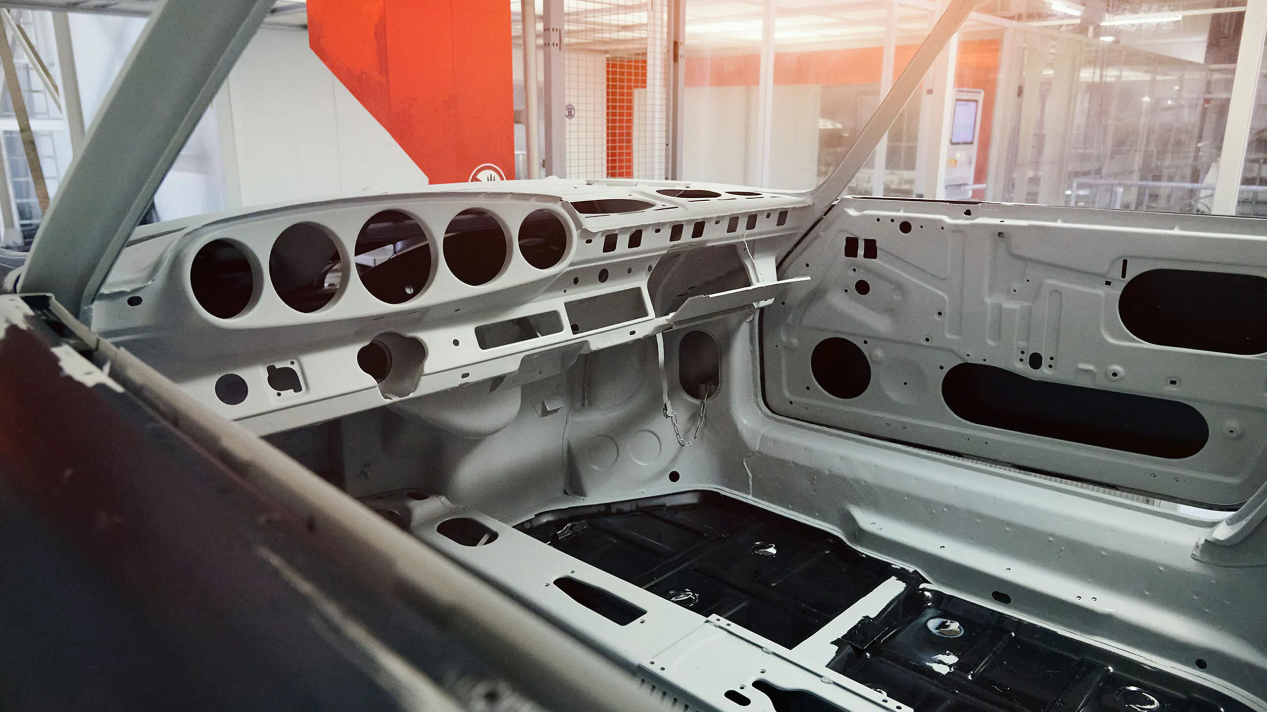 Porsche, Sotheby’s offering 911 and watch to mark Porsche Design’s 50th ...