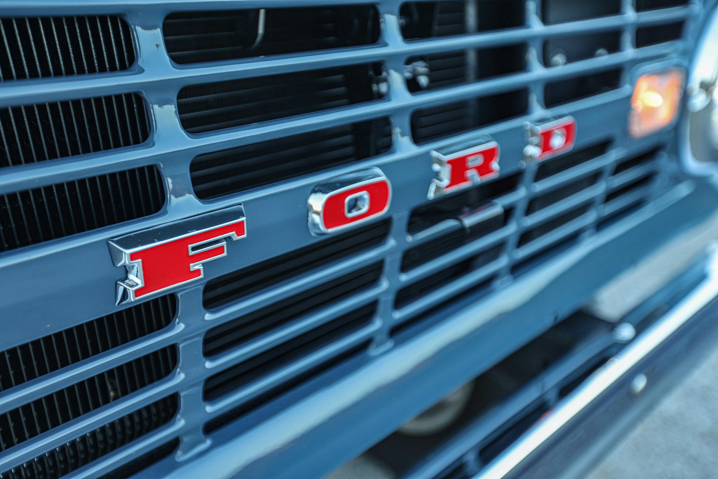 Velocity Modern Classics' modernized Bronco is still wild at heart ...