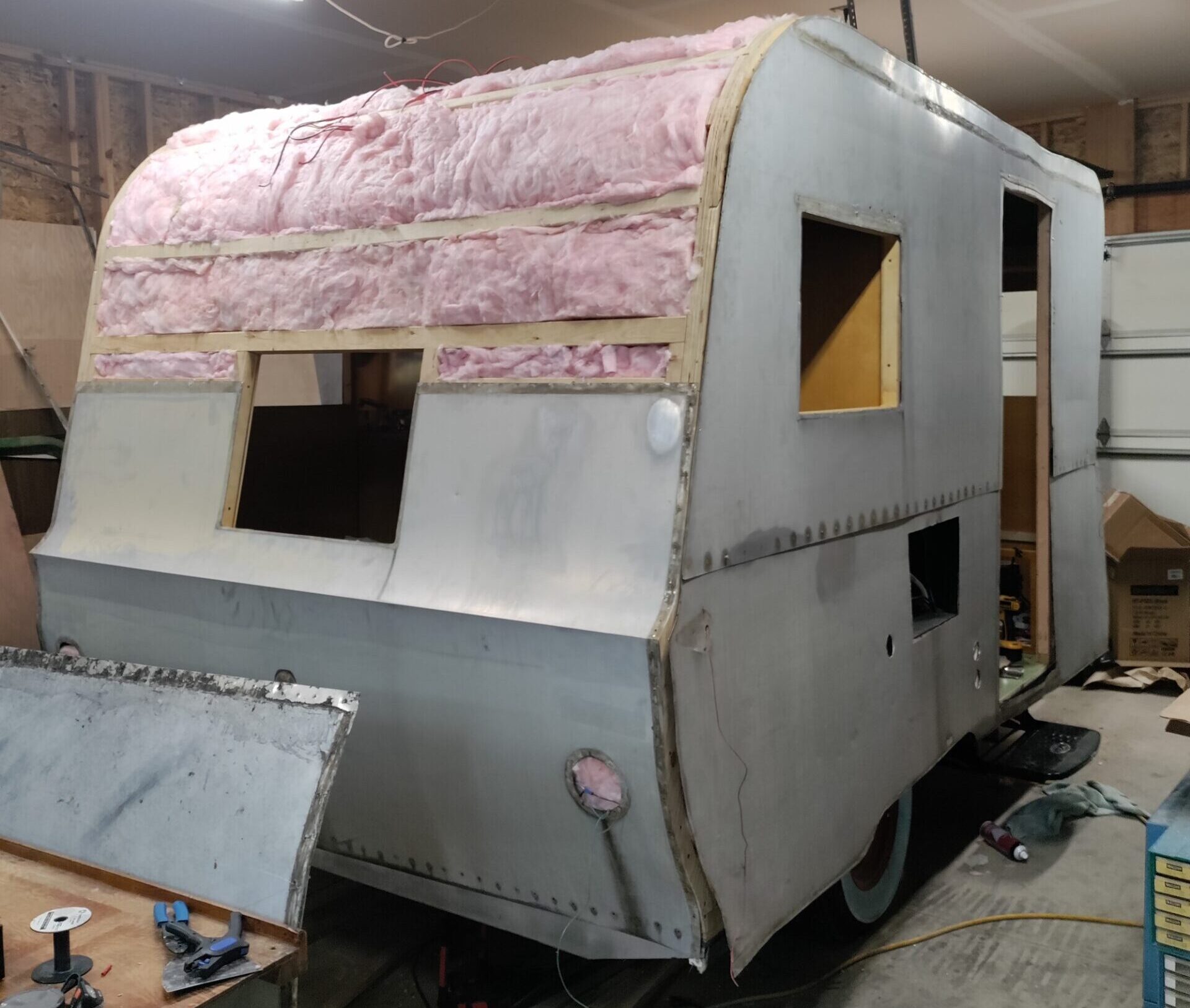 ’50s Little Gem camper is almost ready to shine - Hagerty Media