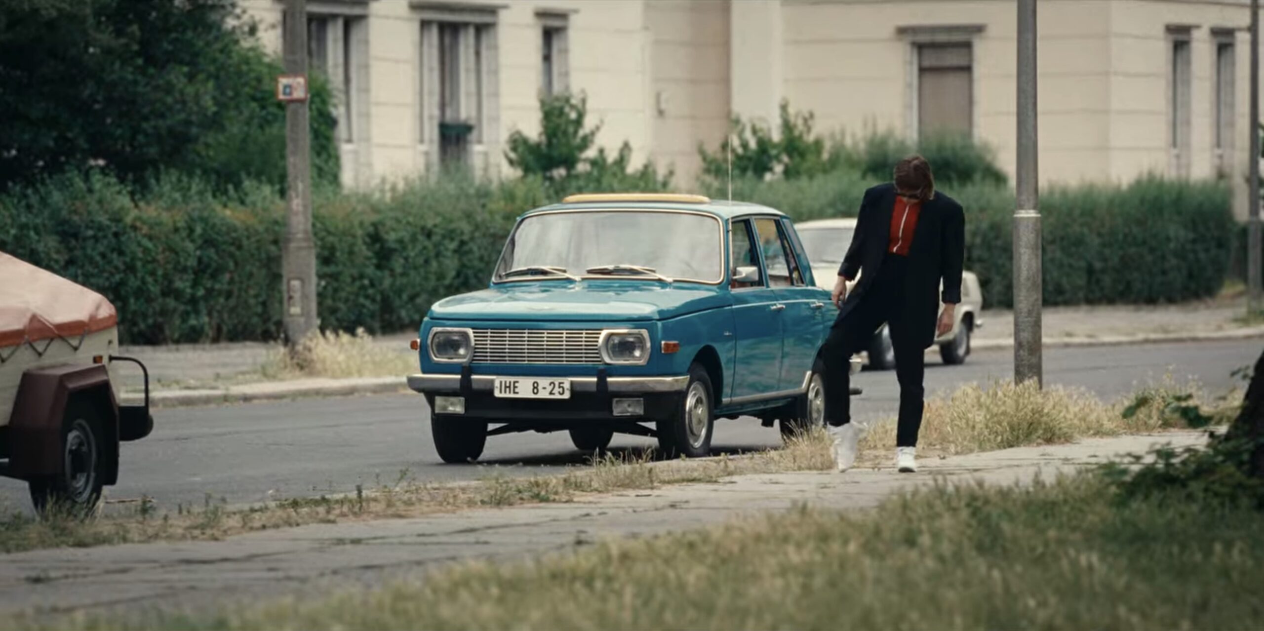 The cars of Kleo, a colorful communist spy thriller - Hagerty Media