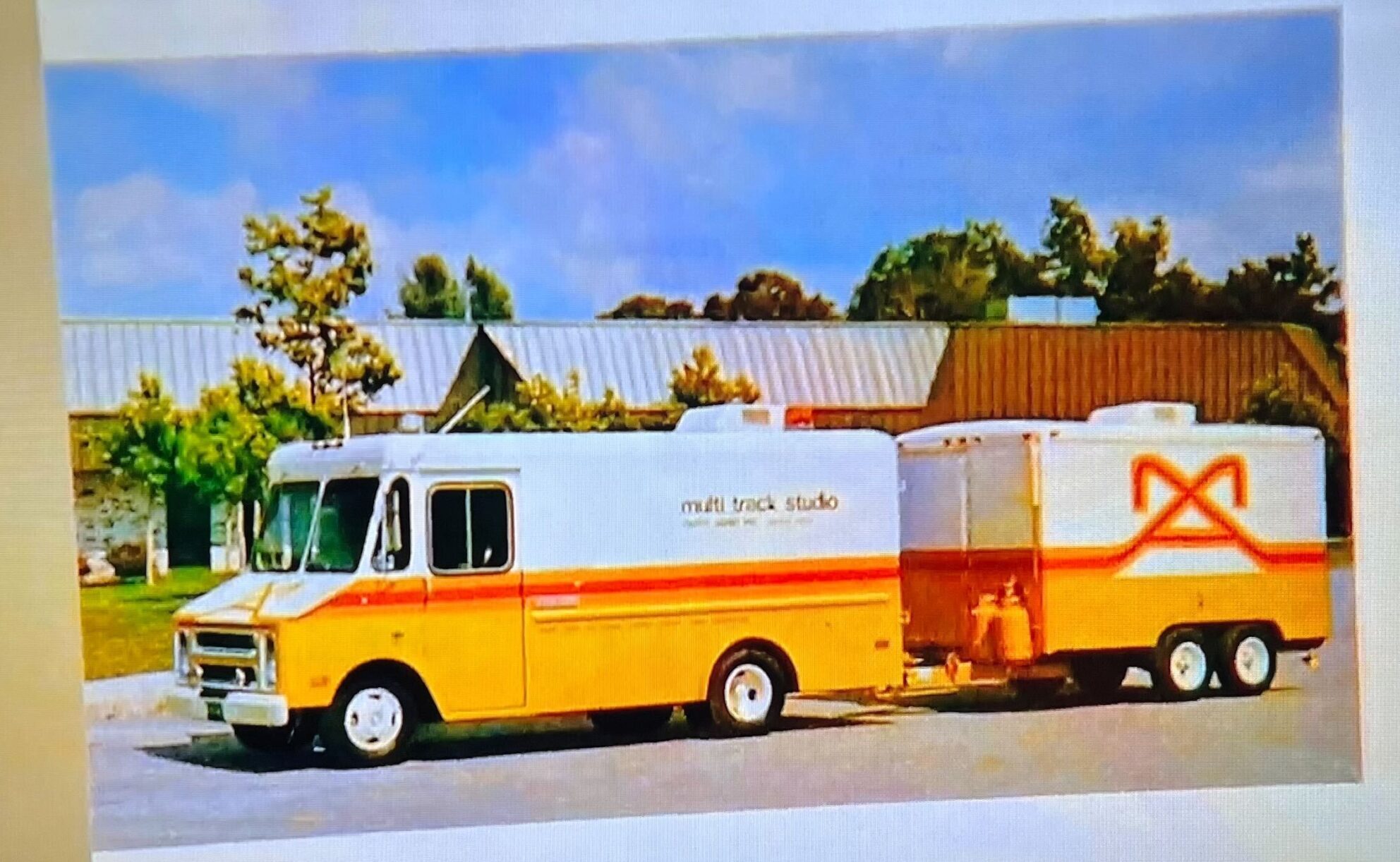 American Pickers helps rocker Jack White get ’70s studio van back on ...