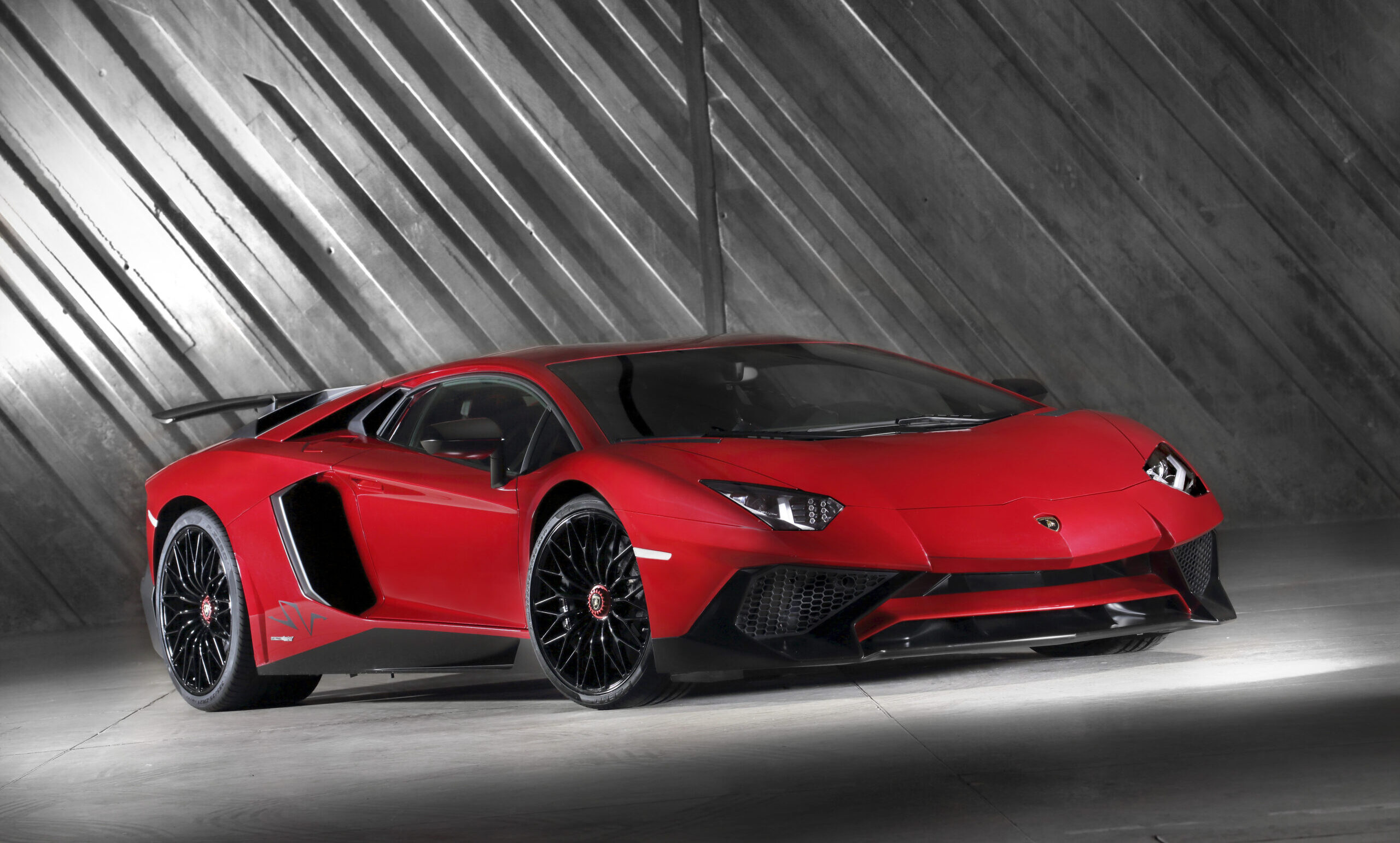 22 awesome V-12 Lambos spawned by the Avendator - Hagerty Media