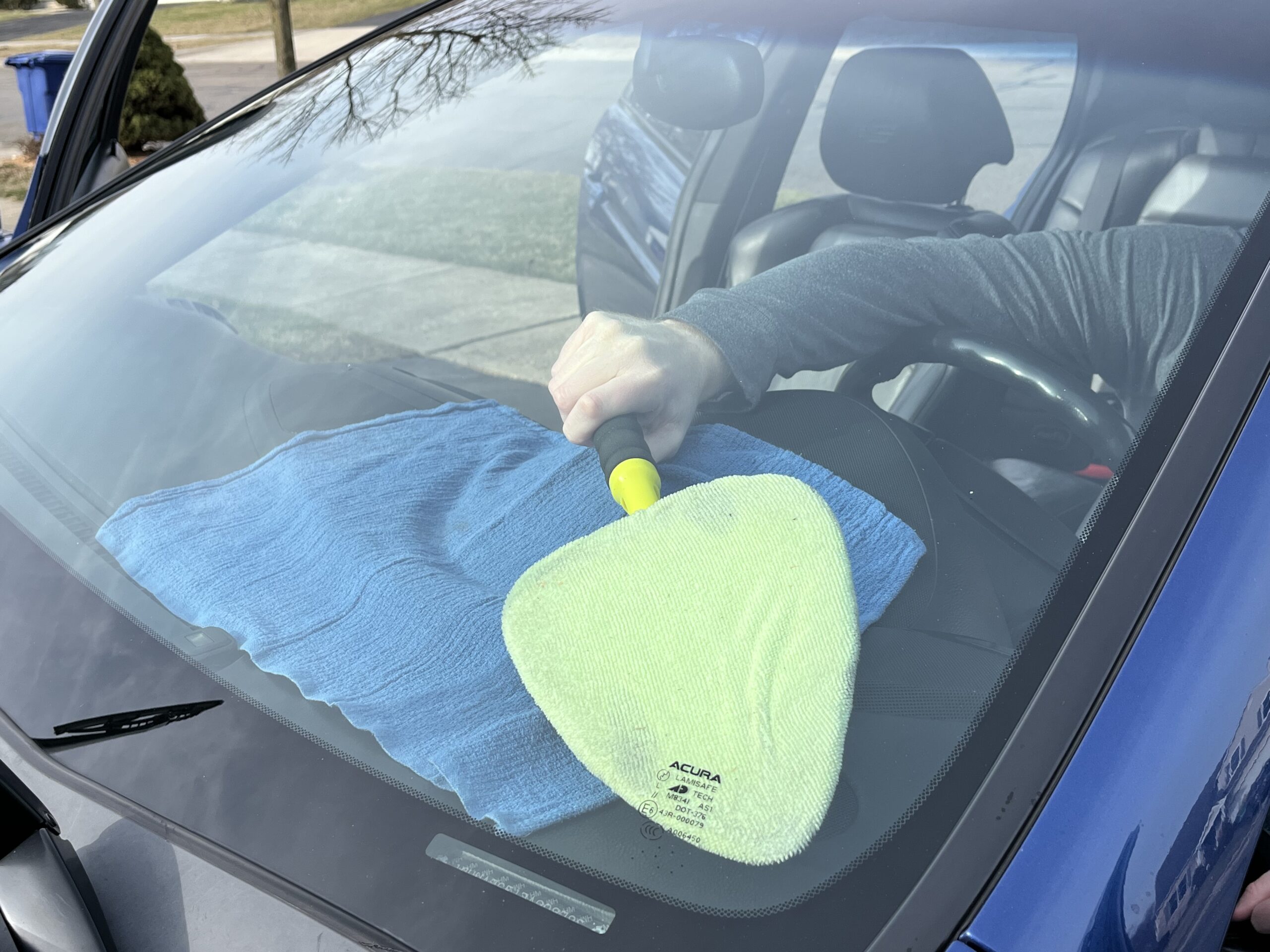 Sweating the Details: 9 easy steps to streak-free windows - Hagerty Media