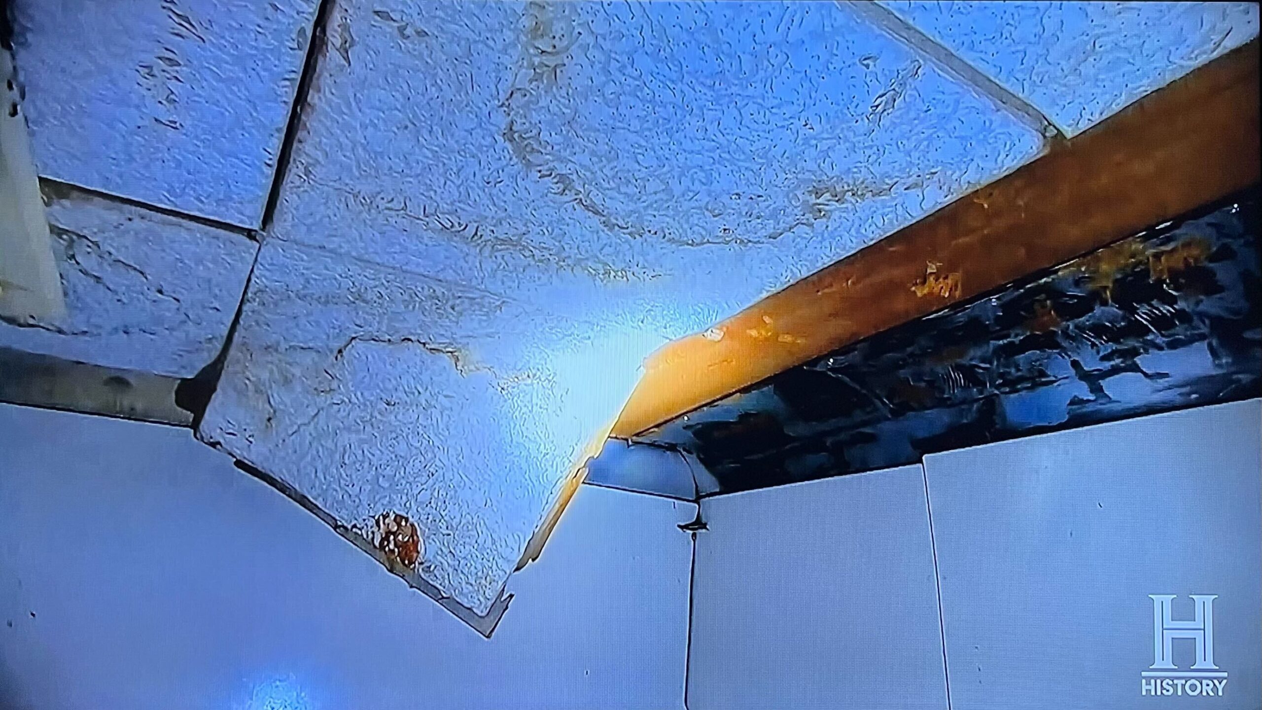 American Pickers finds rocker Jack White’s needle-in-a-haystack studio trailer - Hagerty Media