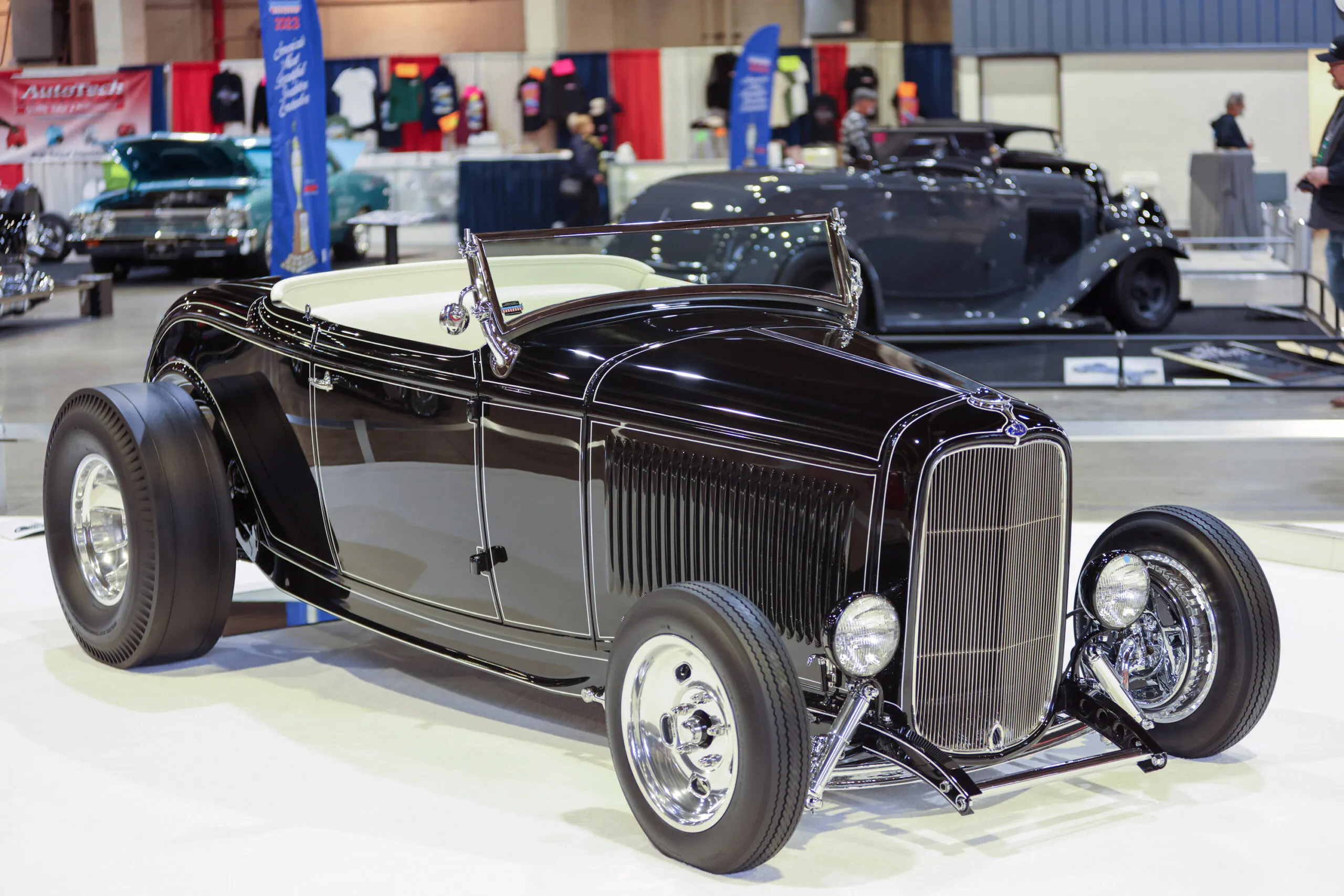 Hemi-powered '32 Ford is America's Most Beautiful Roadster 2023 ...