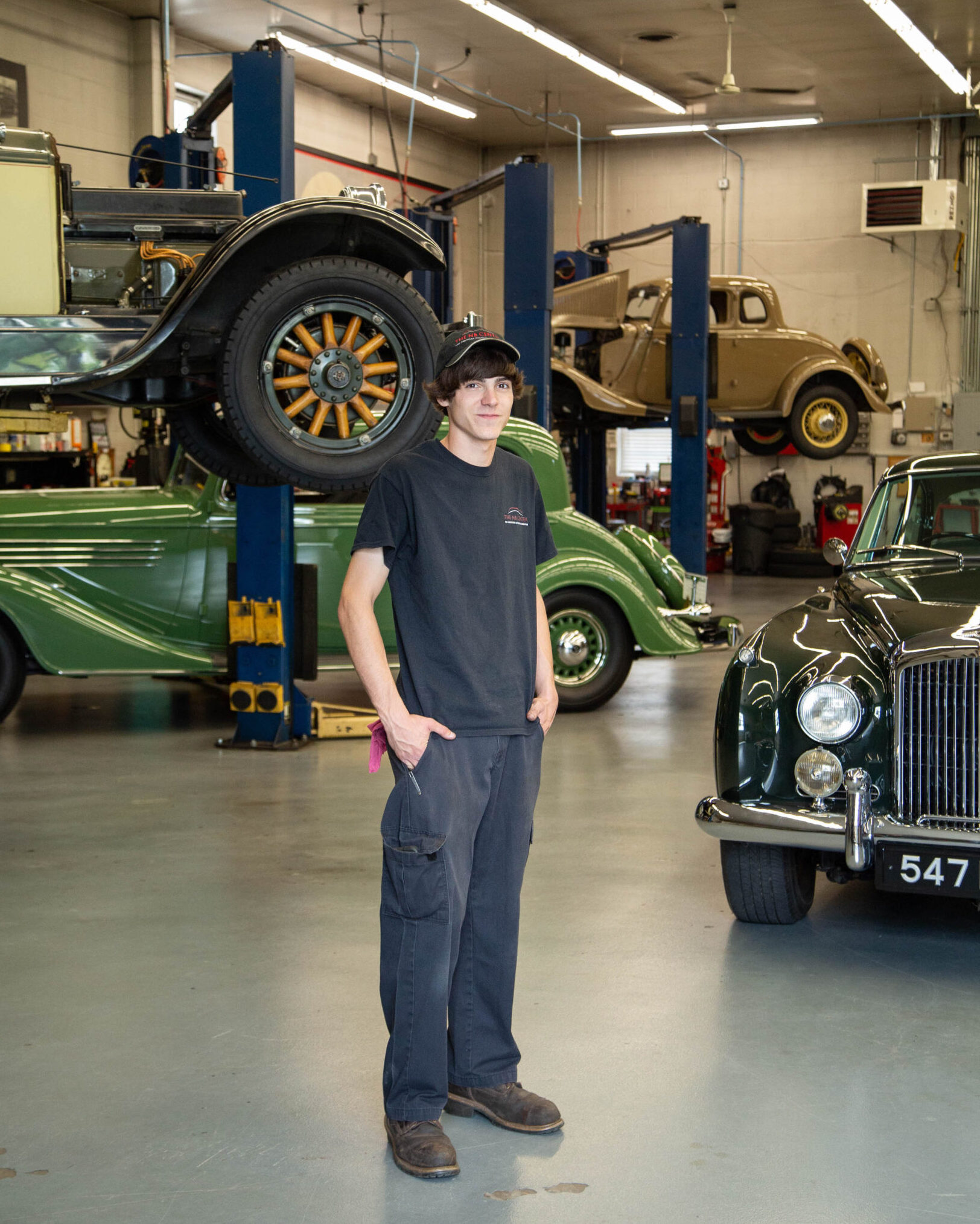 This teen spent COVID lockdown becoming a classic-car mechanic ...