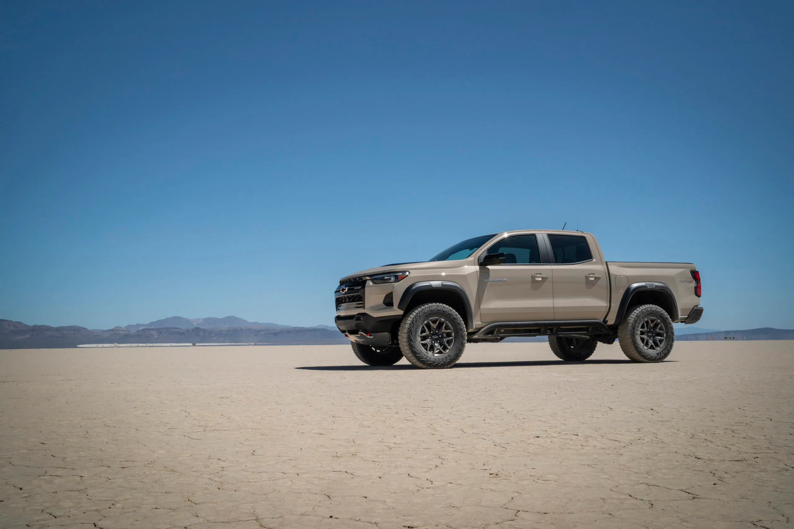 First Drive: 350 off-road miles in the 2023 Chevrolet Colorado ZR2 ...