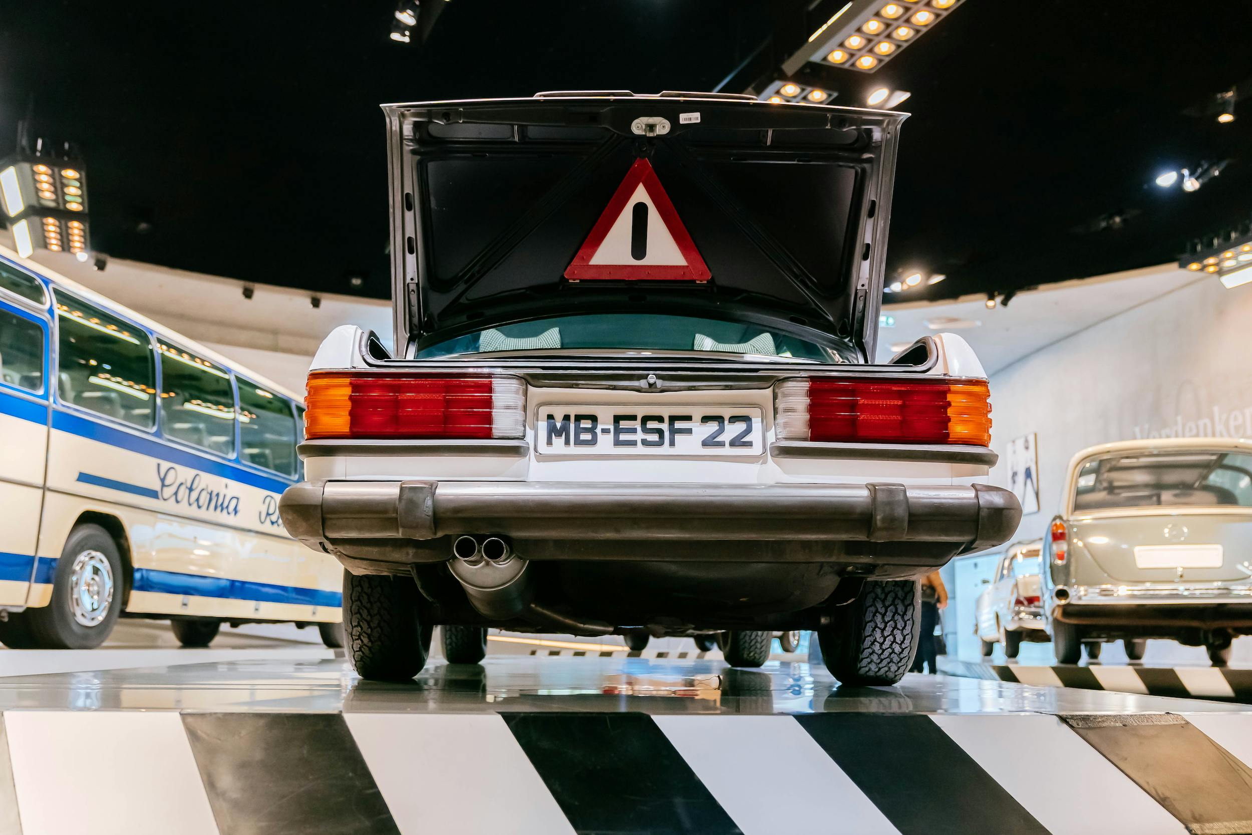 50 years ago, the Mercedes-Benz ESF 22 forecast the future - Hagerty Media
