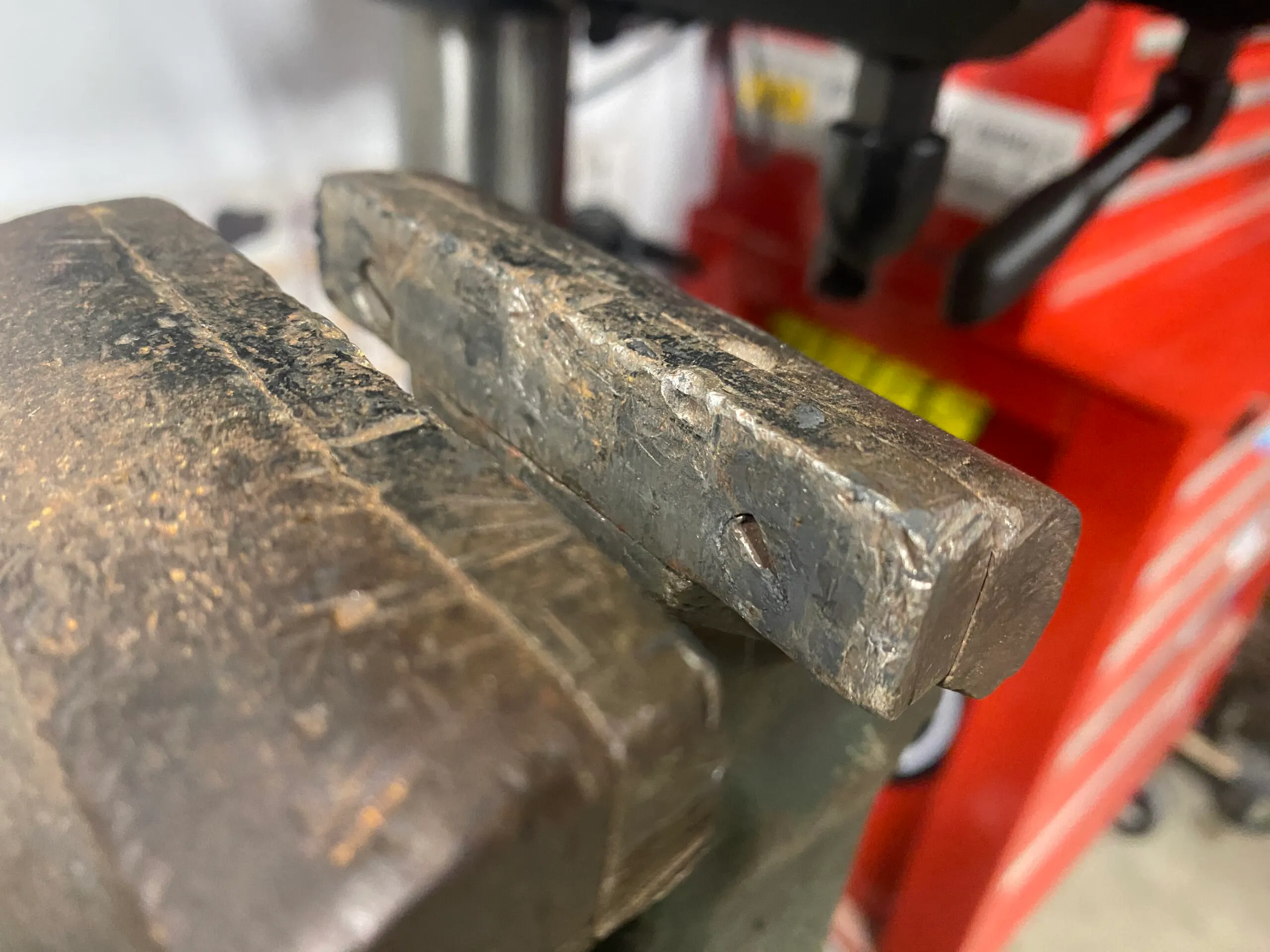 4 things to consider when choosing a bench vise - Hagerty Media