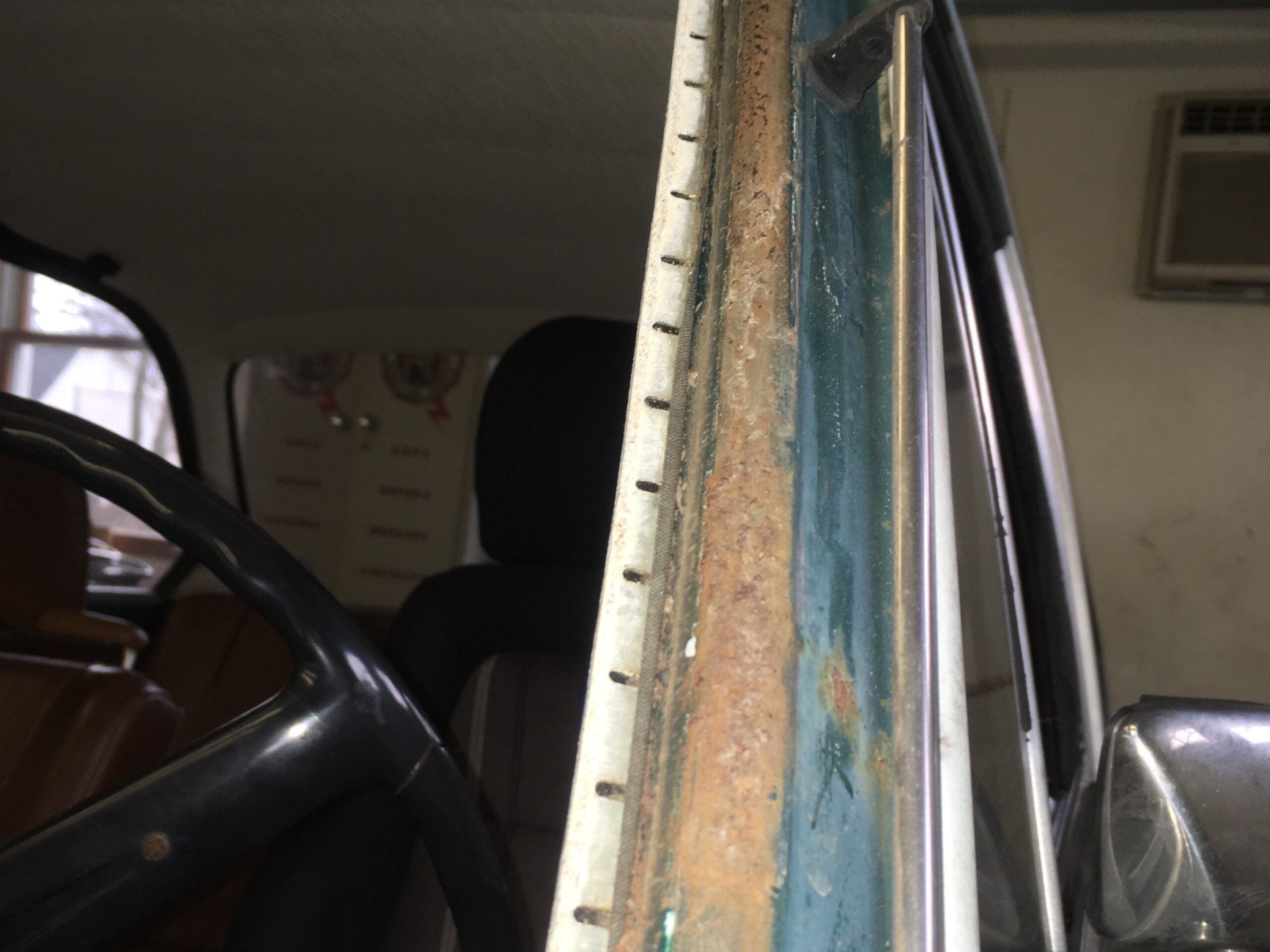 Windshield replacement in a vintage car (Part 1) - Hagerty Media