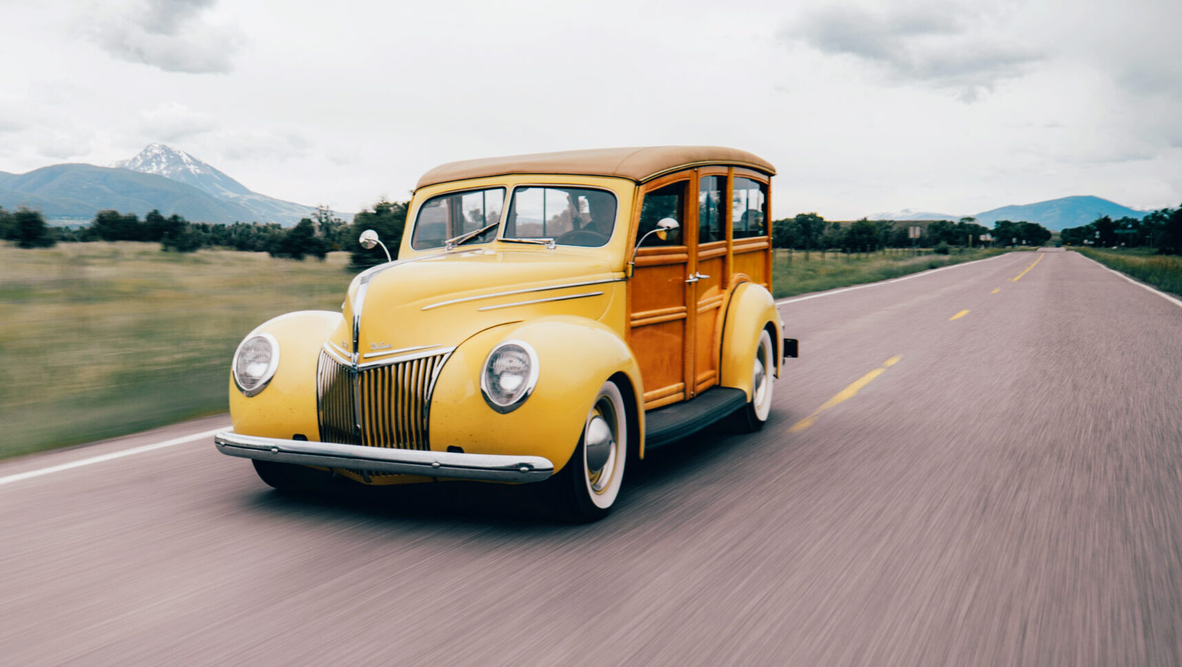 A century on, wood-sided cars are still stylin’ - Hagerty Media