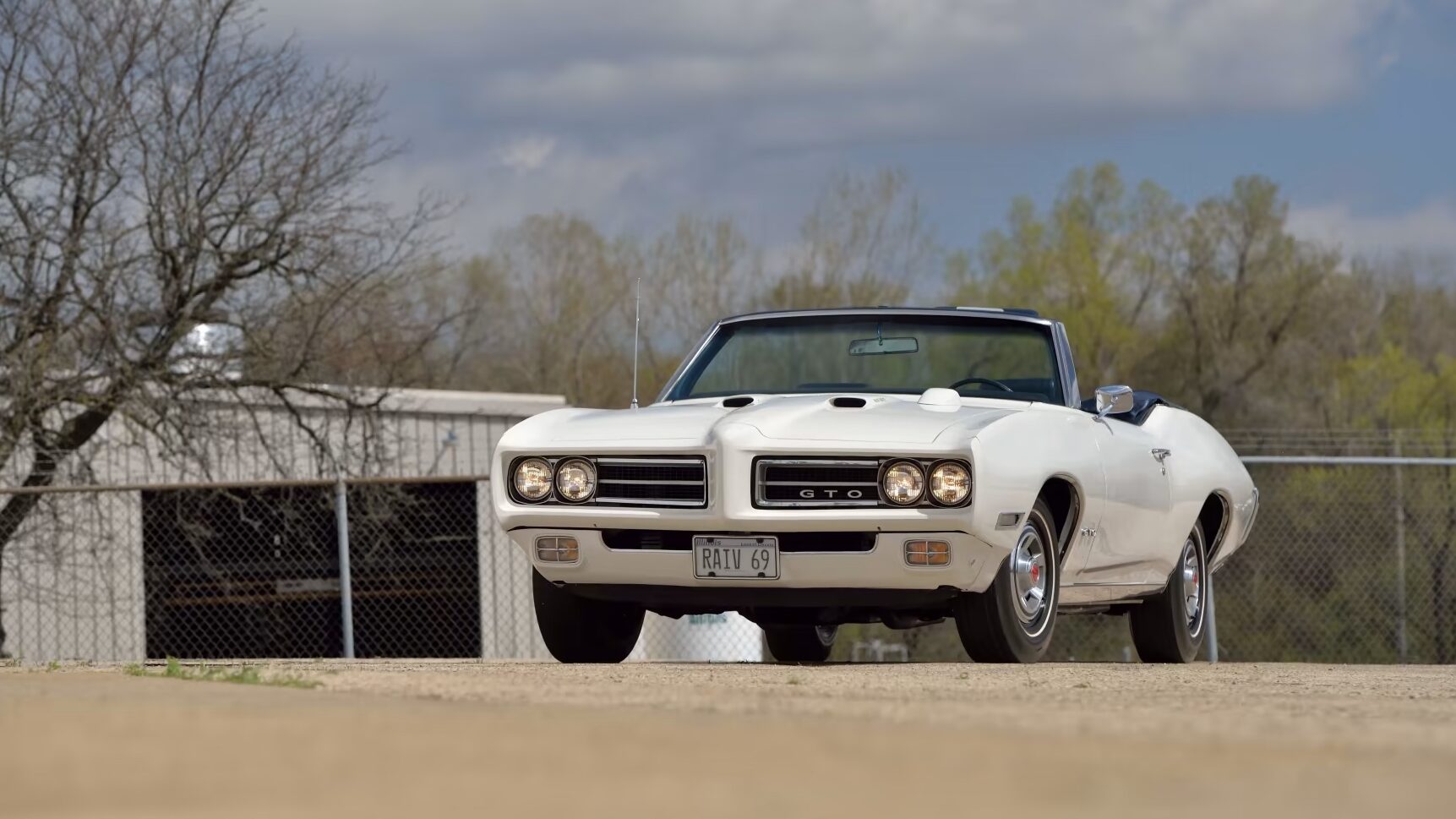 Pontiac Ram Air IV GTO convertibles are ready to roar at Mecum Indy ...