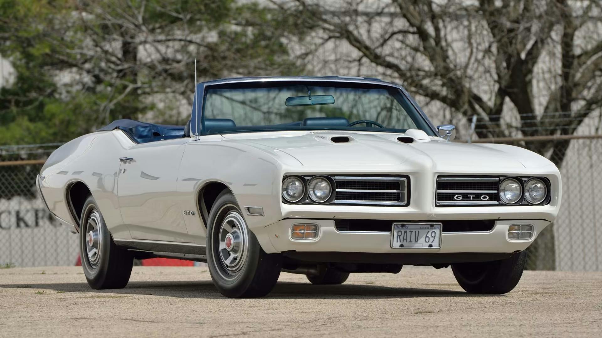 Pontiac Ram Air IV GTO convertibles are ready to roar at Mecum Indy ...