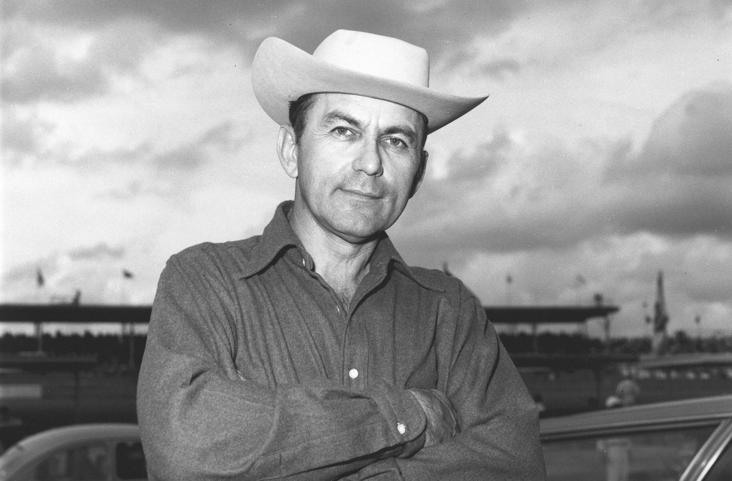 On his 100th birthday, the legend of NASCAR's greatest cheater ...