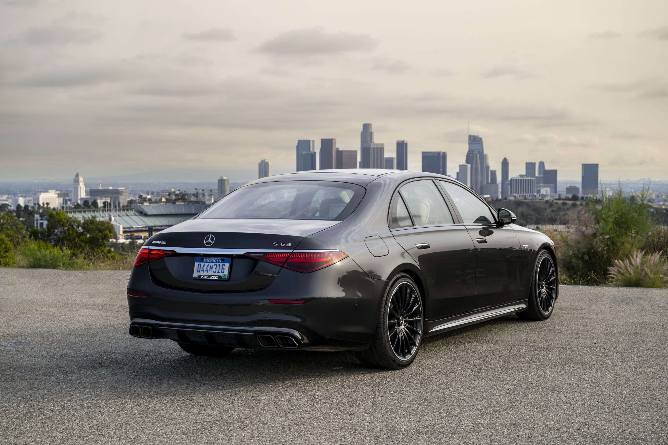 First Drive: Mercedes-AMG S-Class hybrid delivers big on every promise ...