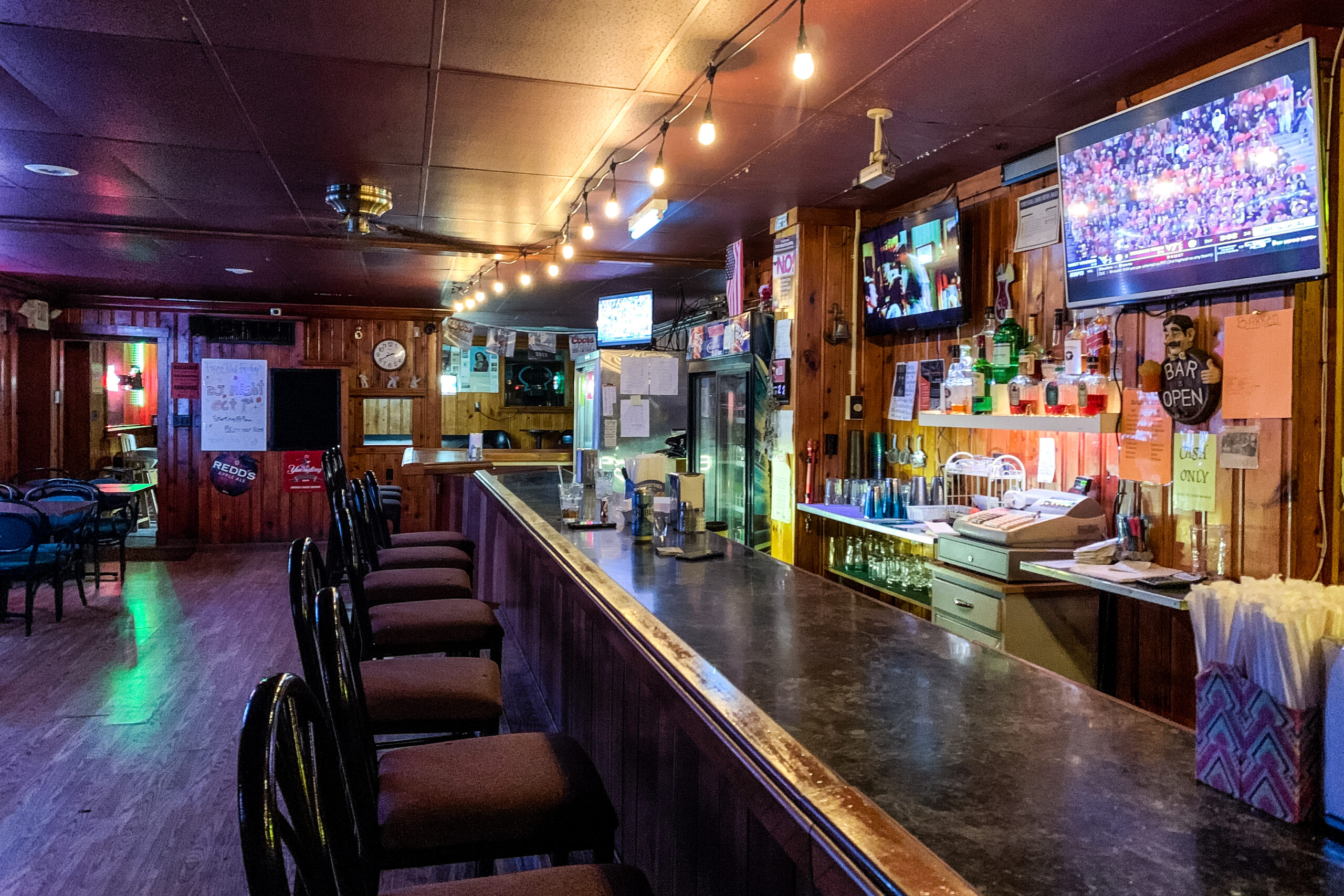 Welcome to Breezewood, America's literal tourist trap - Hagerty Media