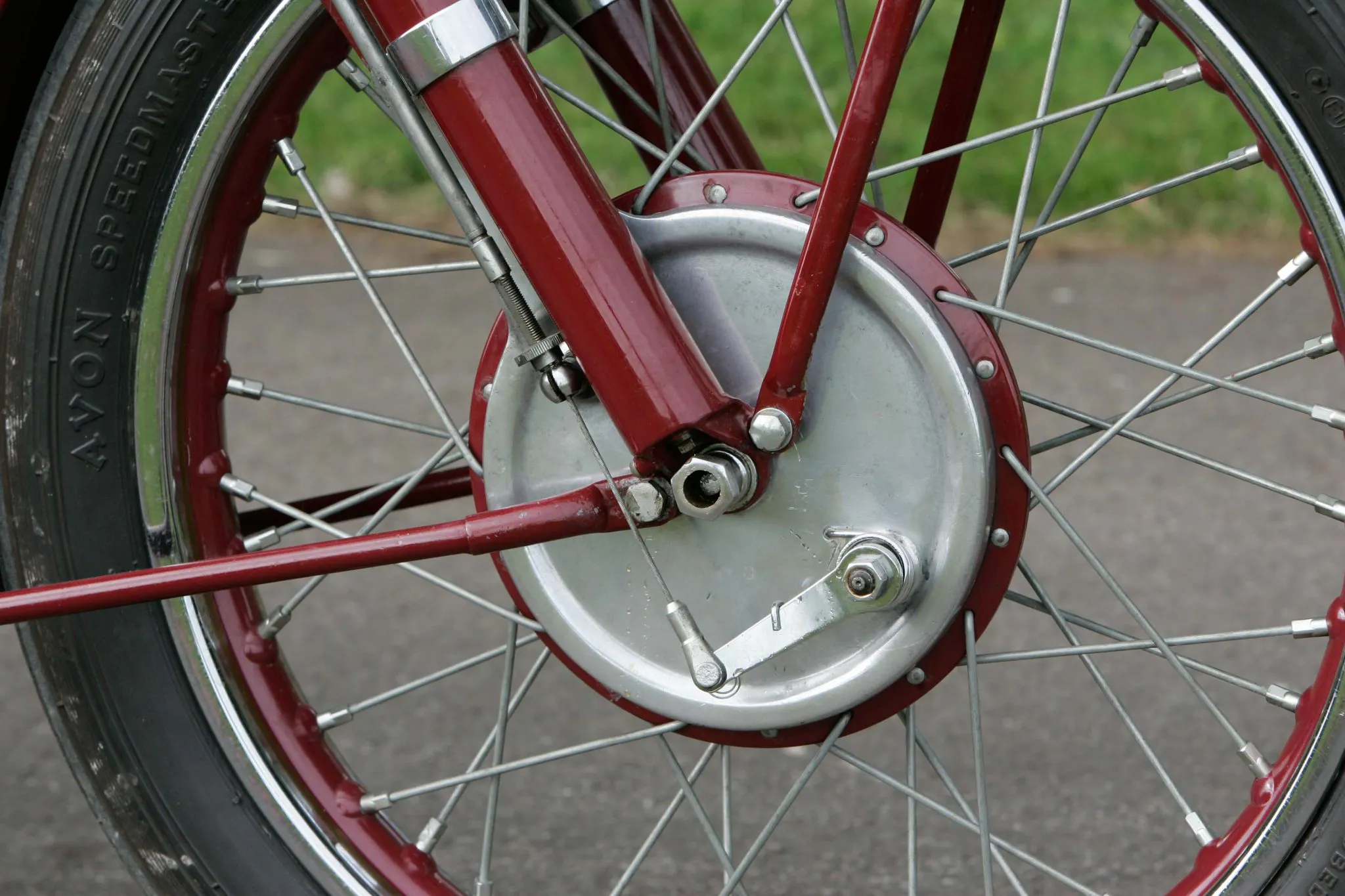 Triumph’s Speed Twin transformed postwar motorcycling - Hagerty Media
