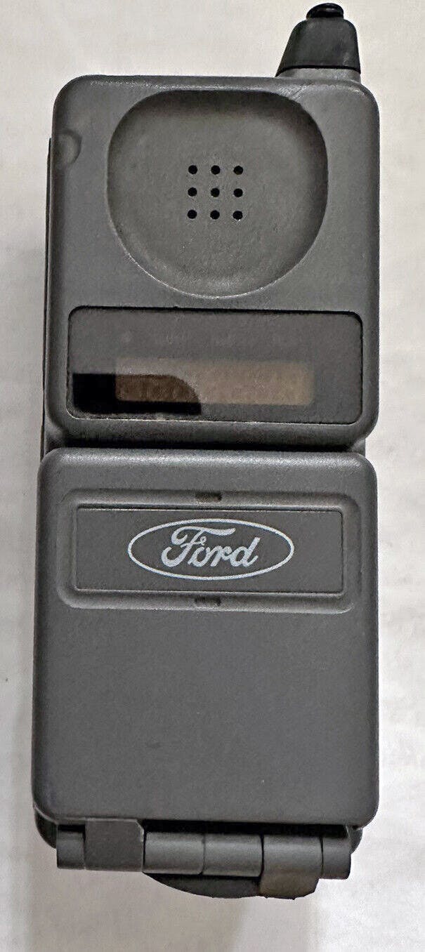 Piston Slap: New tricks for an old car phone (Part IV) - Hagerty Media