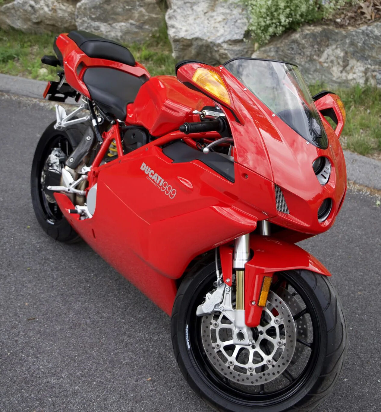 Ducati’s 999 is a passionate entry into Italian superbikes - Hagerty Media