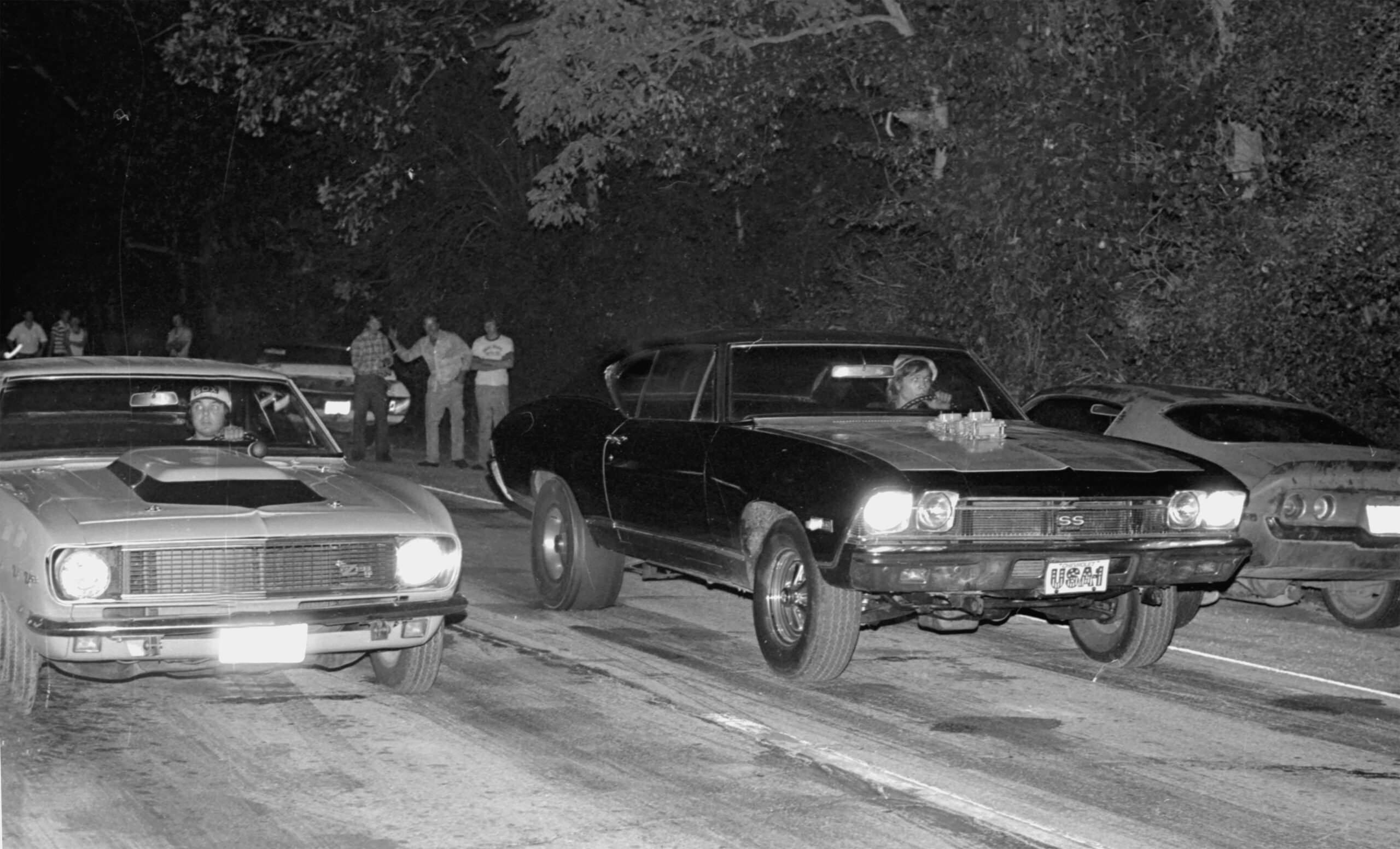 Roaring tribute to Warren Johnson's Cutlass honors a Pro Stock legend ...