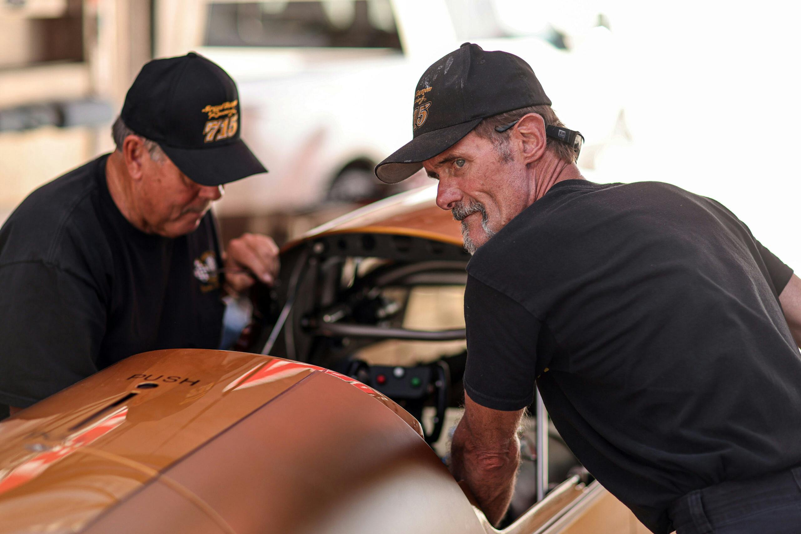 Speed Demon shrugs off challengers, engine fire to claim fastest mile ...