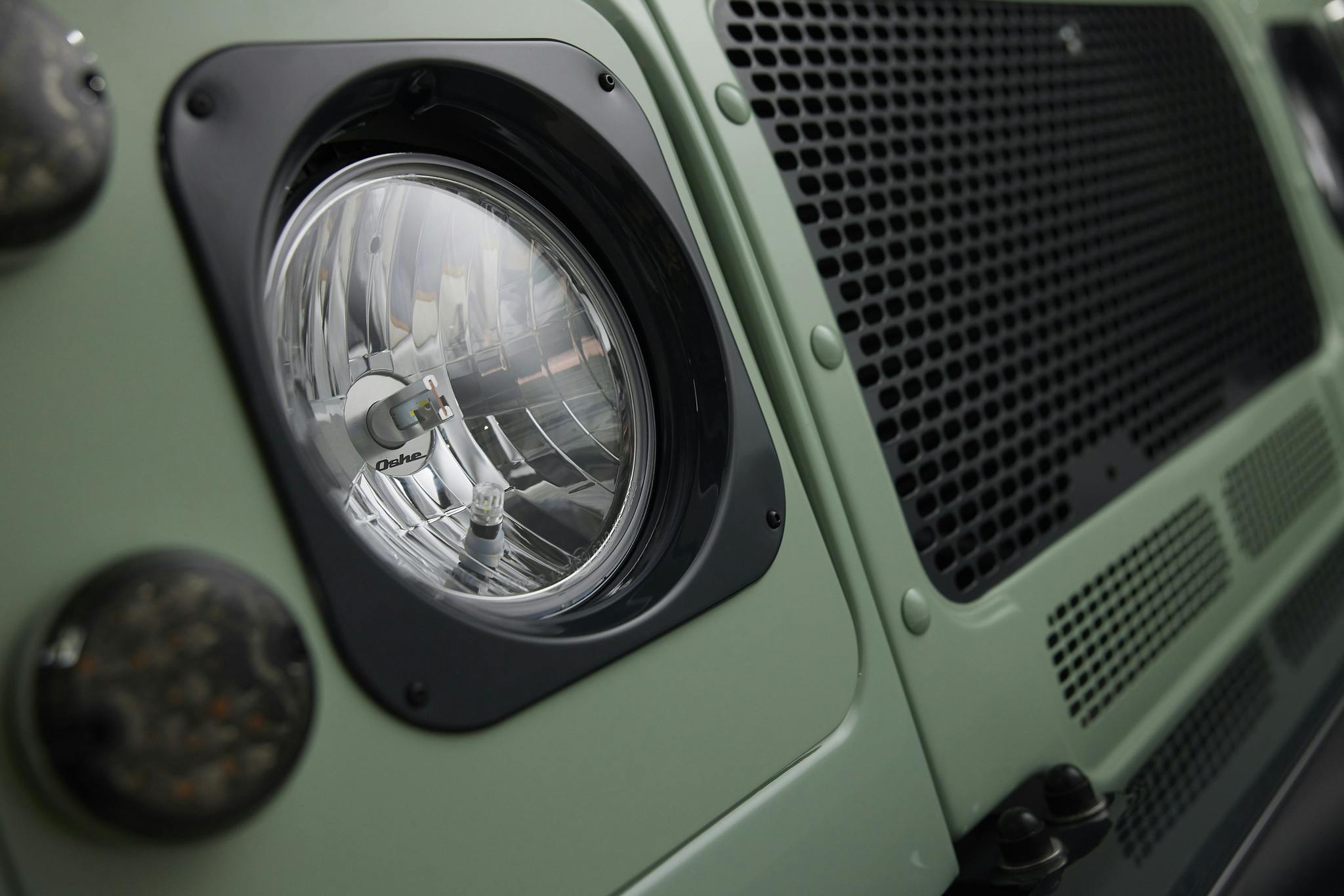 Adventure awaits the Oshe Okovango Land Rover restomod - Hagerty Media