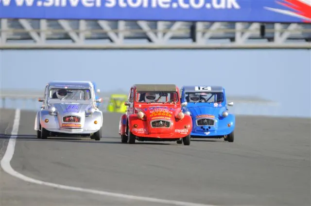 Tin Snail Diaries: Citroën’s 2CV has a special place in my heart ...