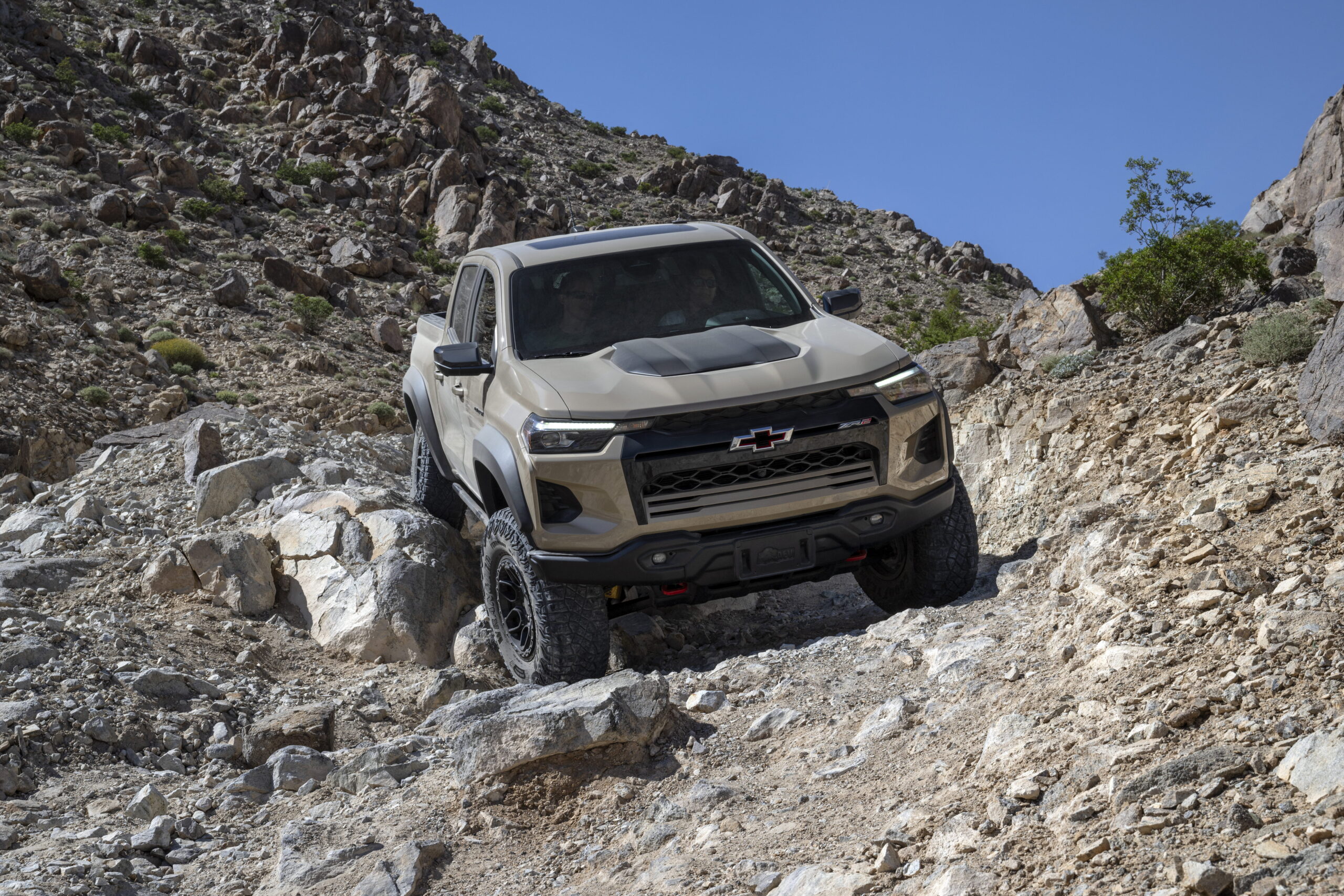 First Drive: 2024 Colorado ZR2 Bison adds more off-road ability with no ...