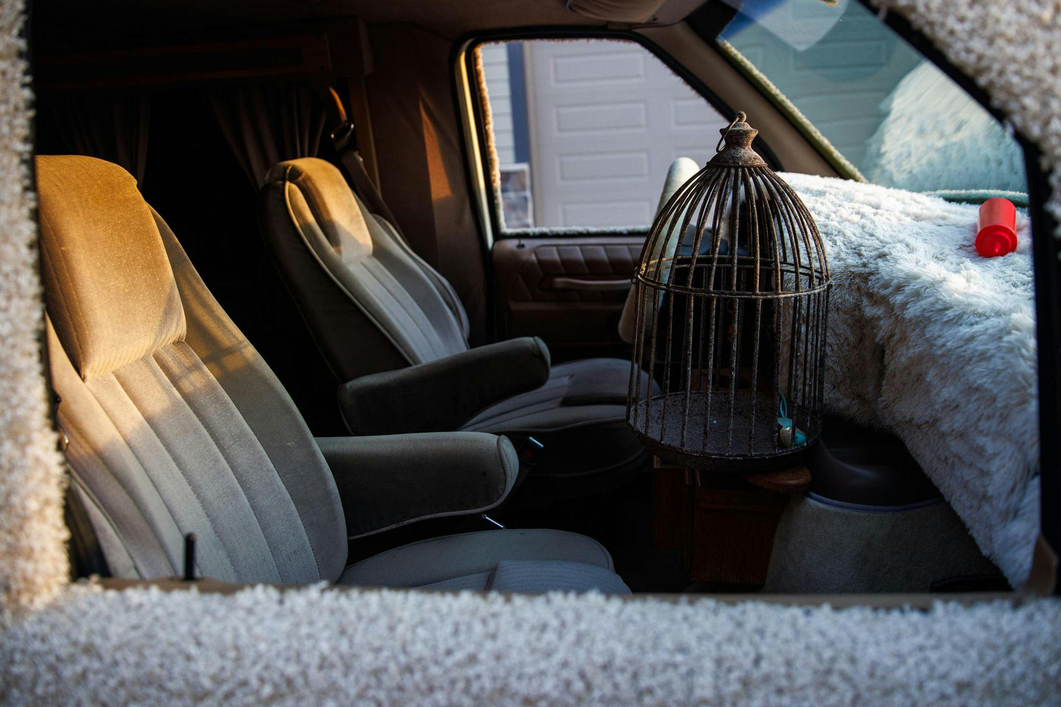 Mutt Cutts replica is a Dumb and Dumber fan’s dream van - Hagerty Media