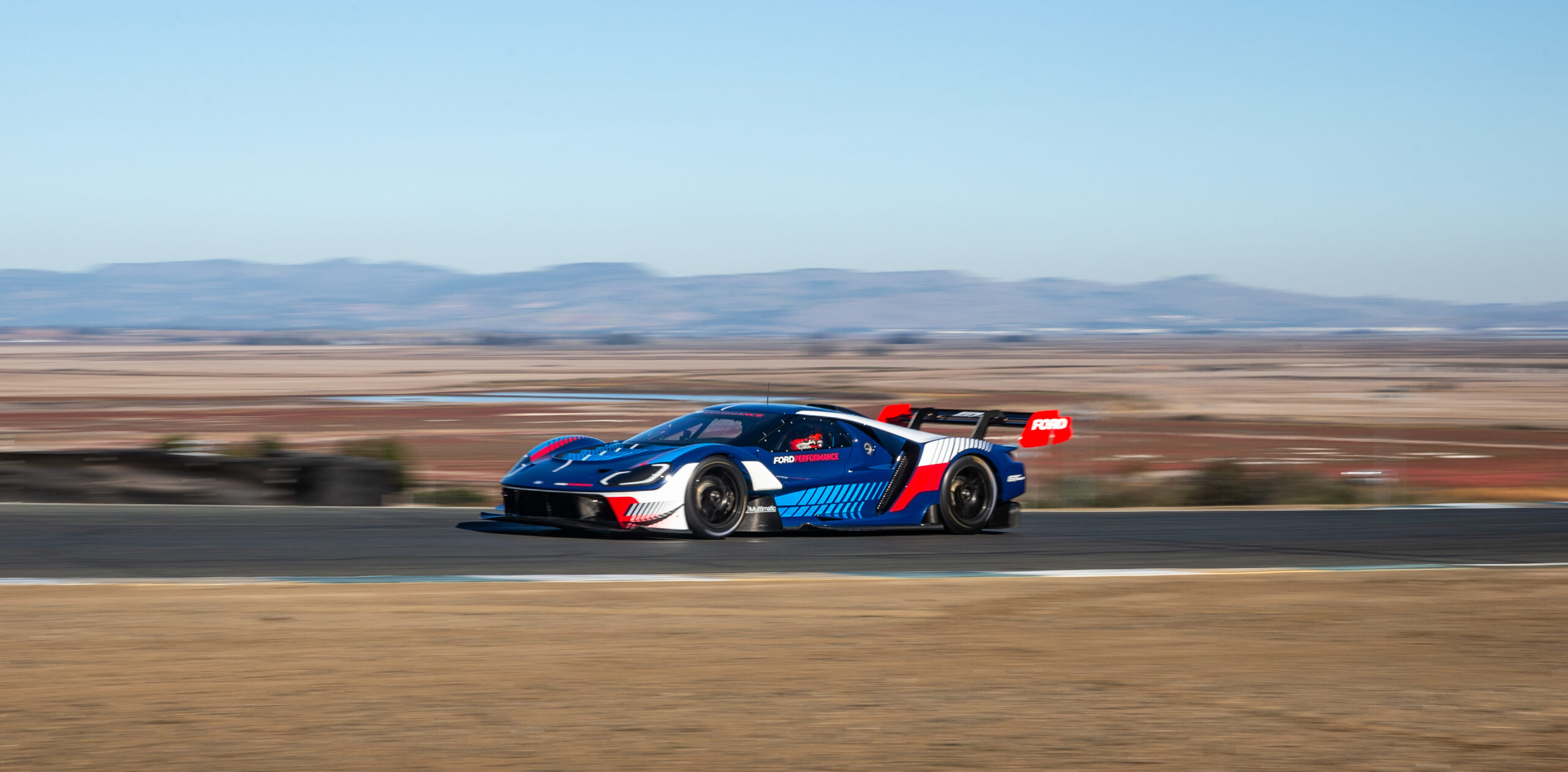 "More raw" Ford GT Mk IV scorches Sonoma Raceway in first public ...