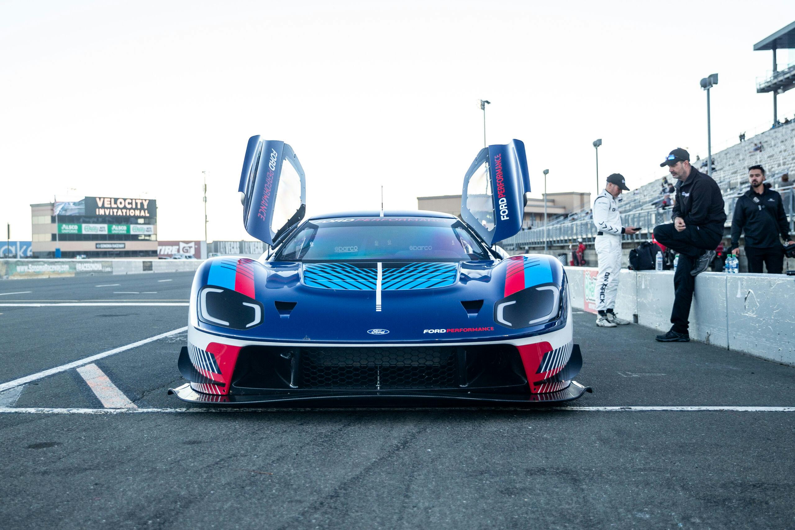 "More raw" Ford GT Mk IV scorches Sonoma Raceway in first public ...