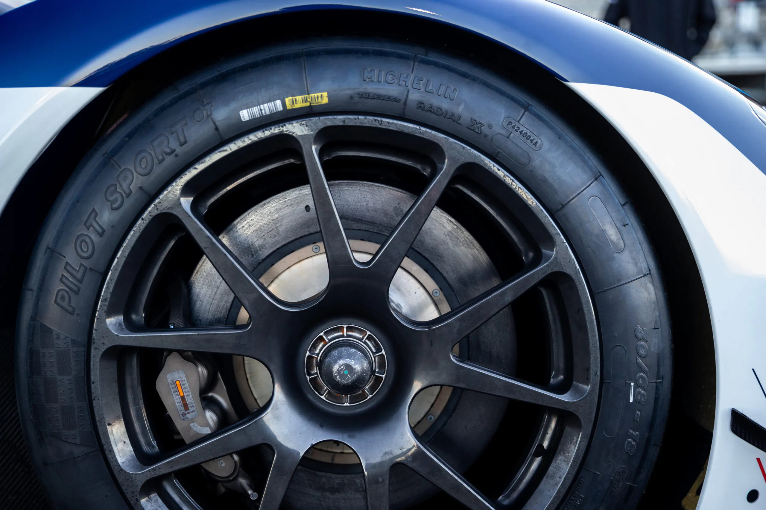 "More raw" Ford GT Mk IV scorches Sonoma Raceway in first public ...