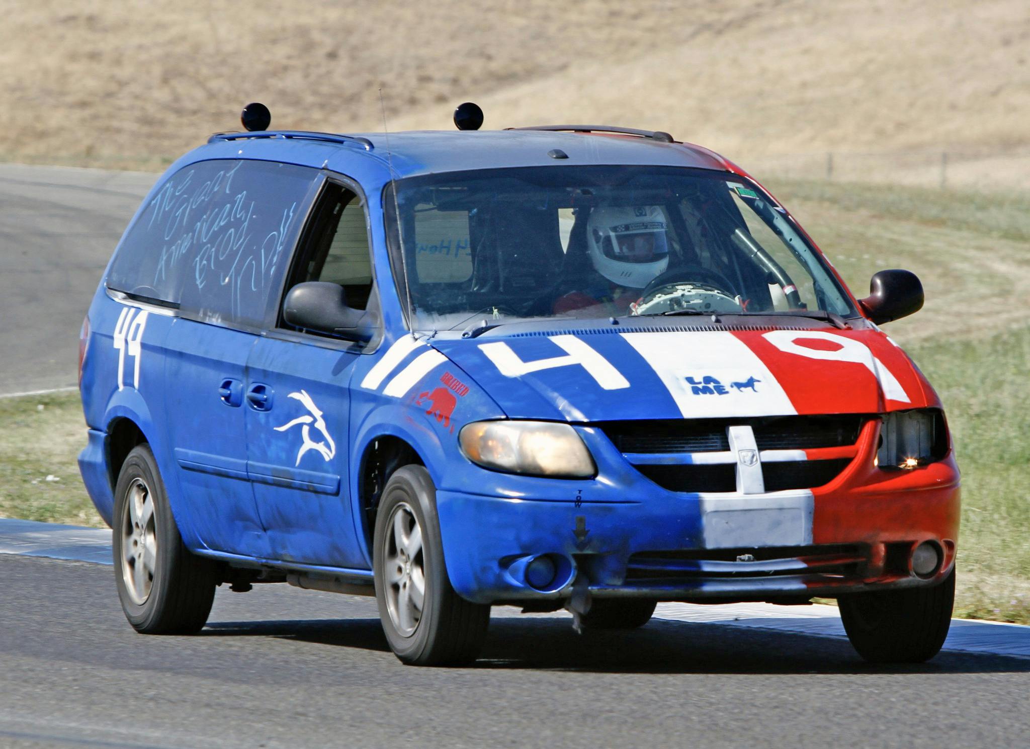 A man, a Caravan, a bold plan to Lemons race across America - Hagerty Media