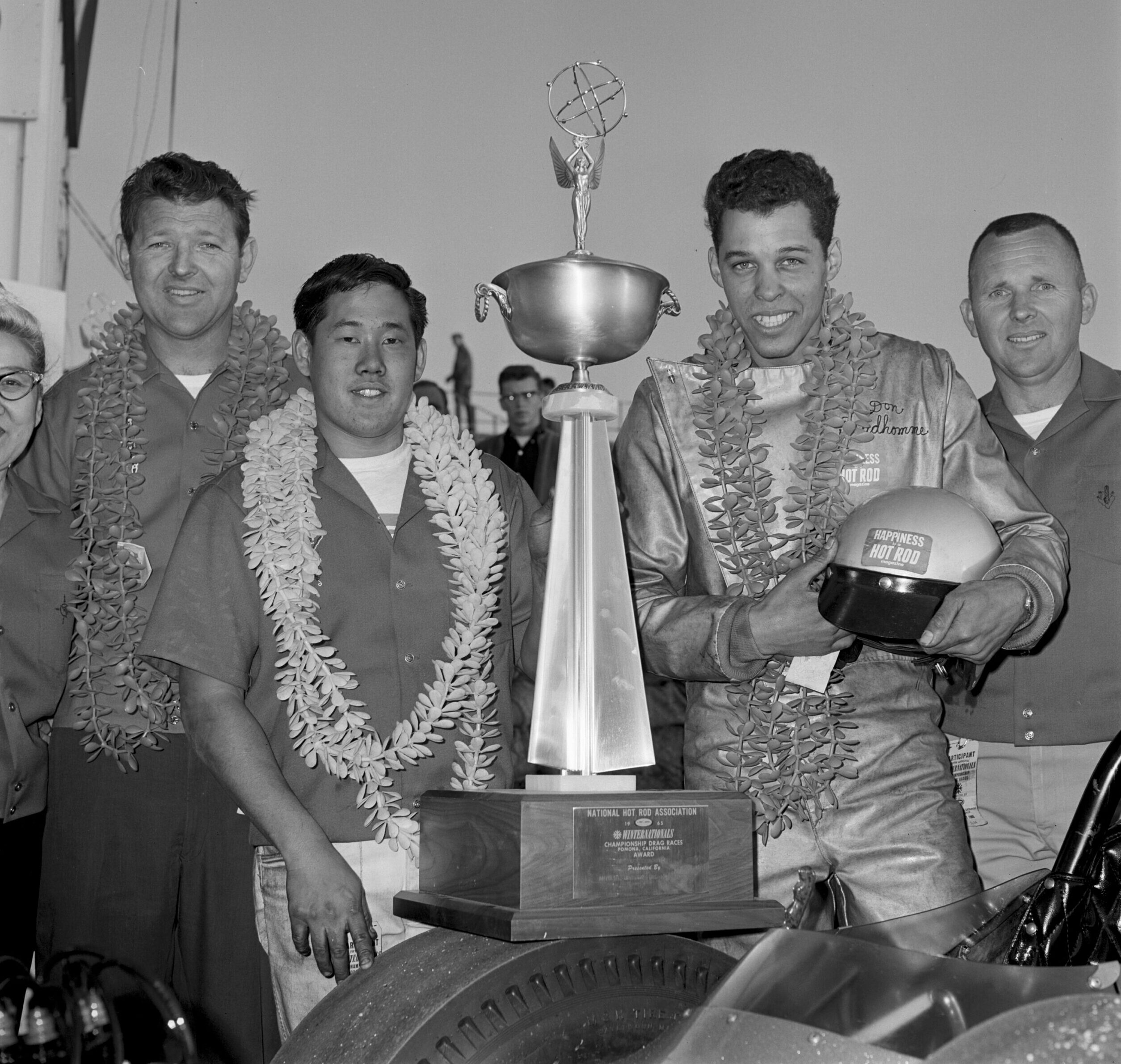 Roland “The Hawaiian” Leong, Hall of Fame drag racer and crew chief ...