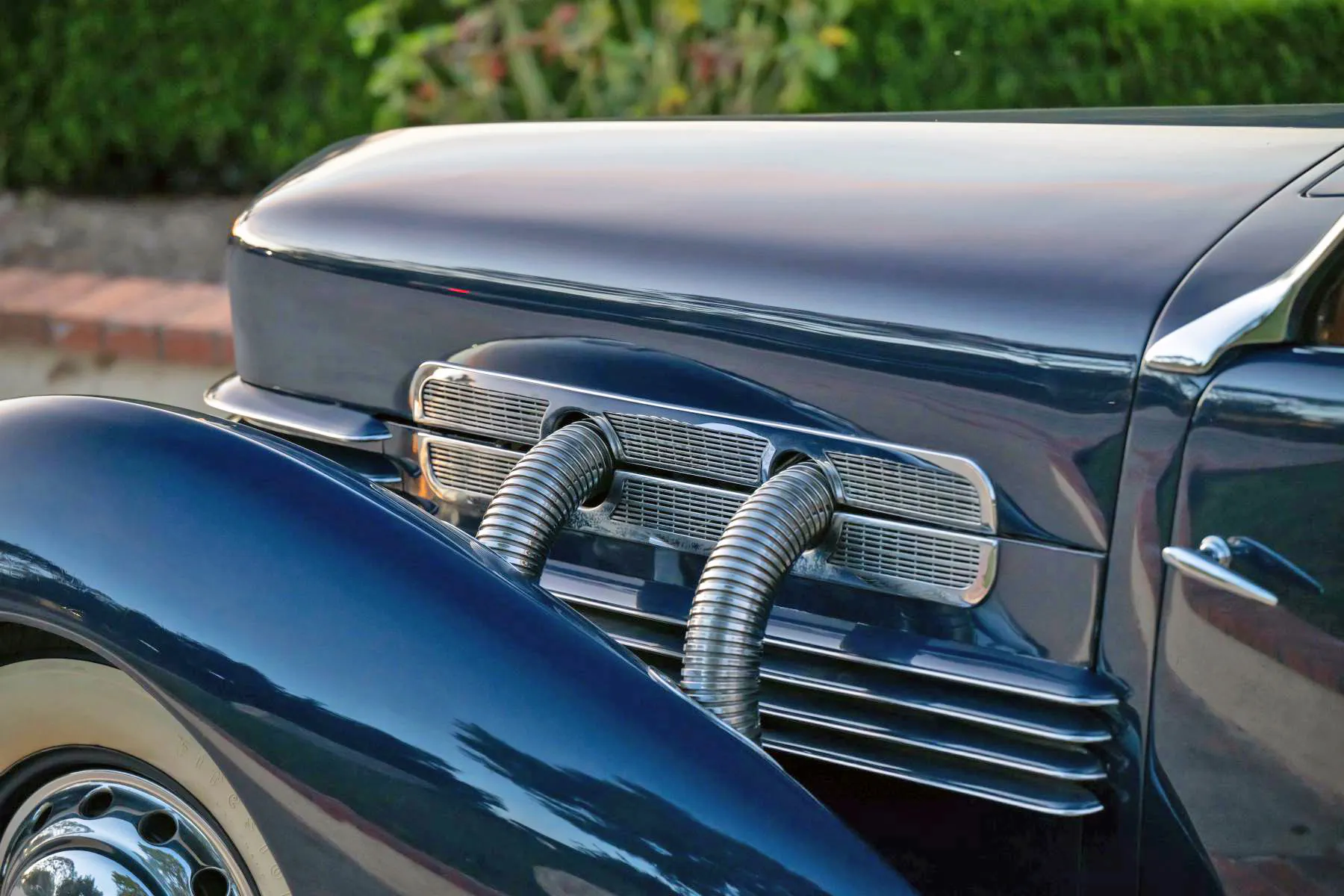 Auction Pick of the Week: Supercharged 1937 Cord 812 Phaeton - Hagerty ...